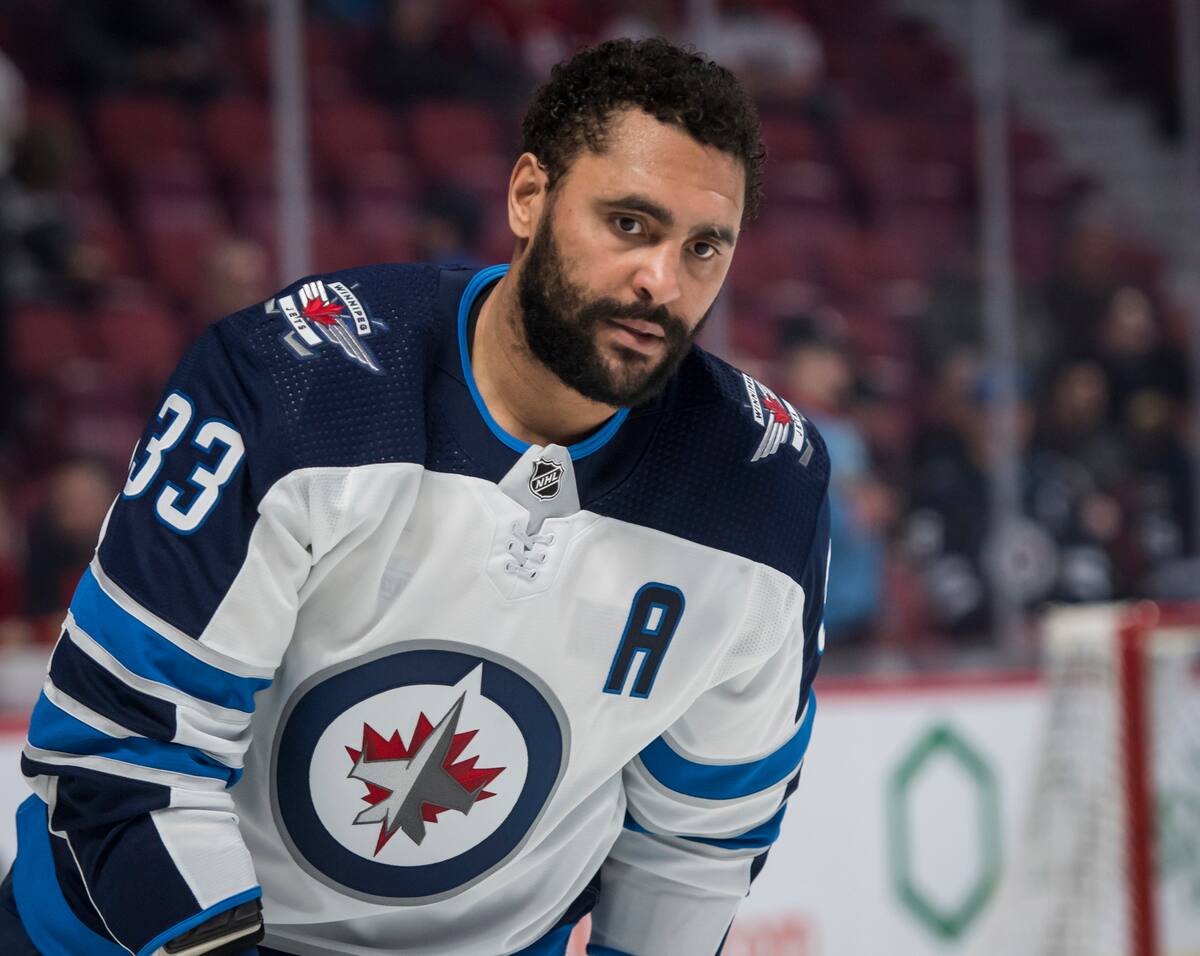 Dustin Byfuglien opéré à une cheville | JDM