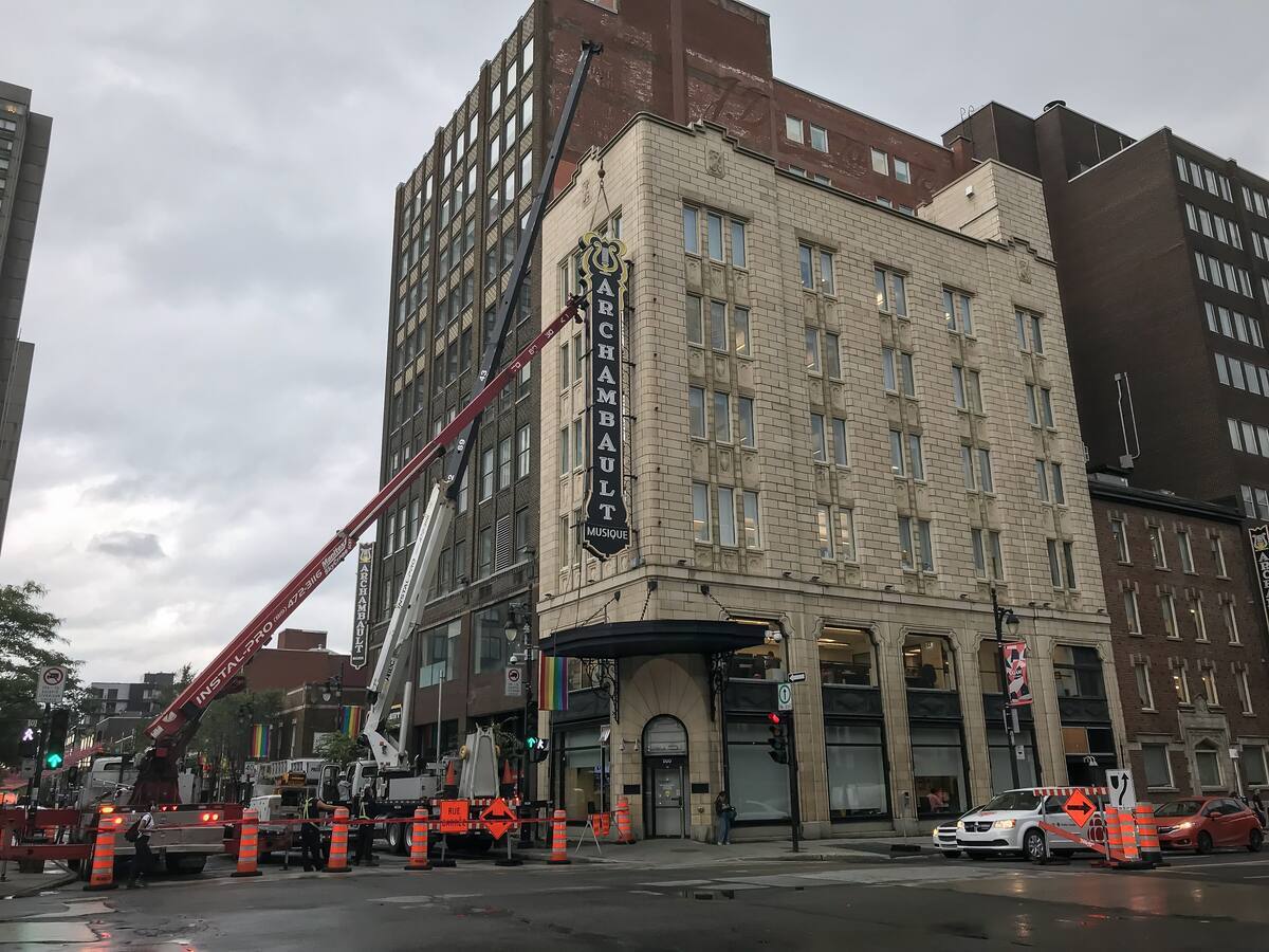 Montréal: l’enseigne emblématique d’Archambault retirée... pour mieux ...