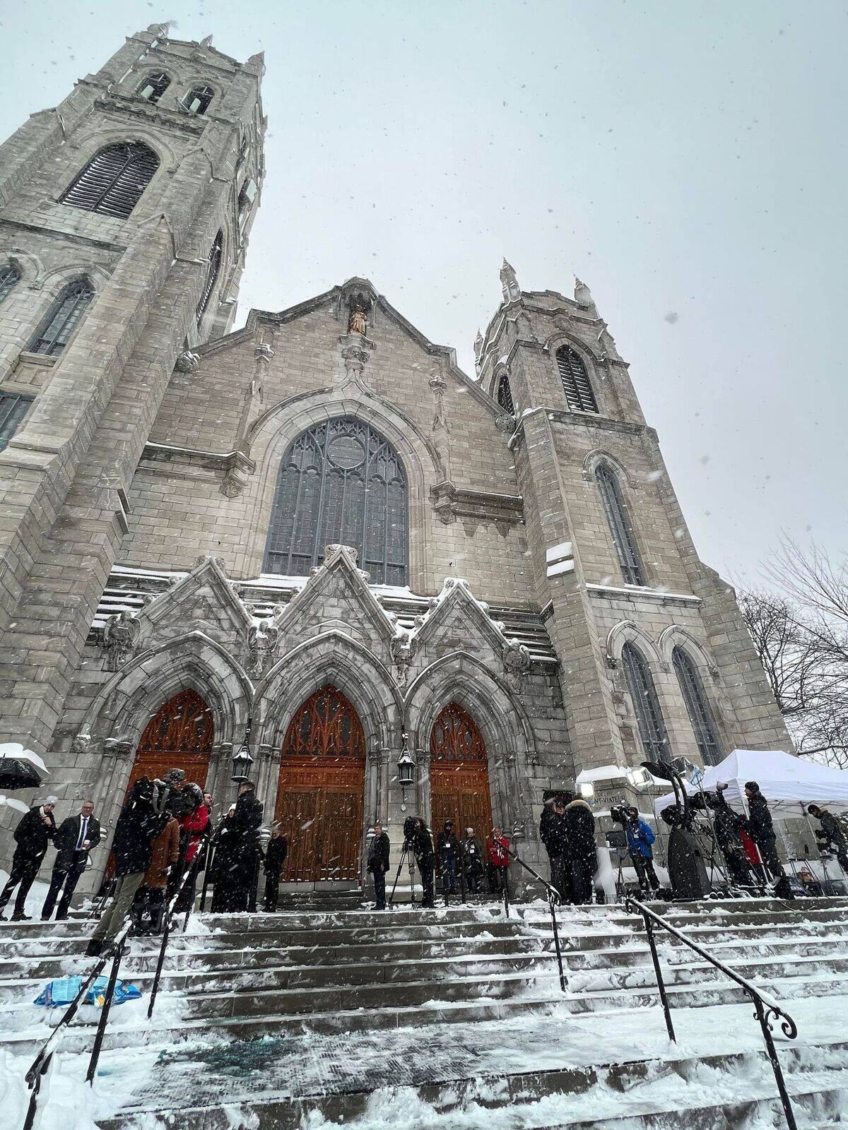 Jean Lapointe: des funérailles toute en humilité - culture | QUB info