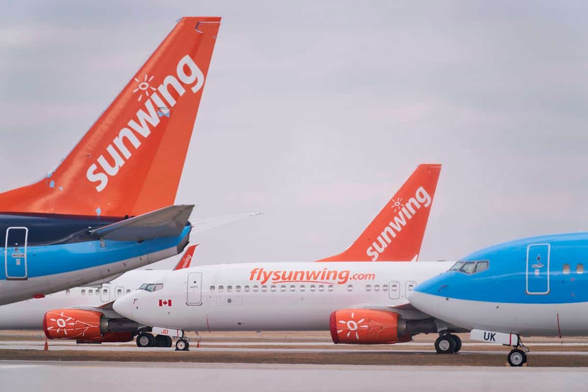 Sunwing prévoit rapatrier tous ses passagers d’ici le 2 janvier | TVA ...