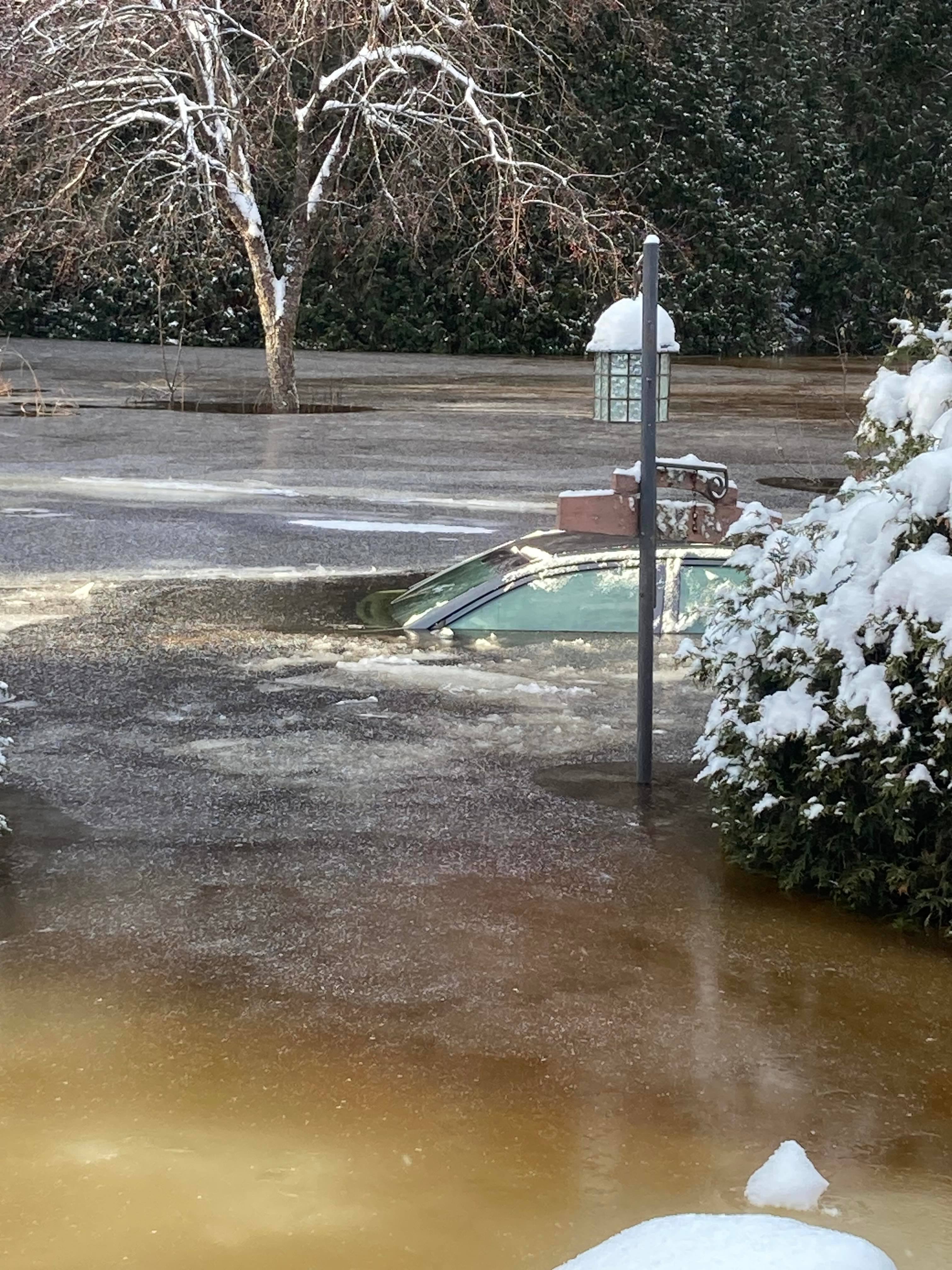 Un embâcle se forme sur la rivière Saint-Maurice | JDQ