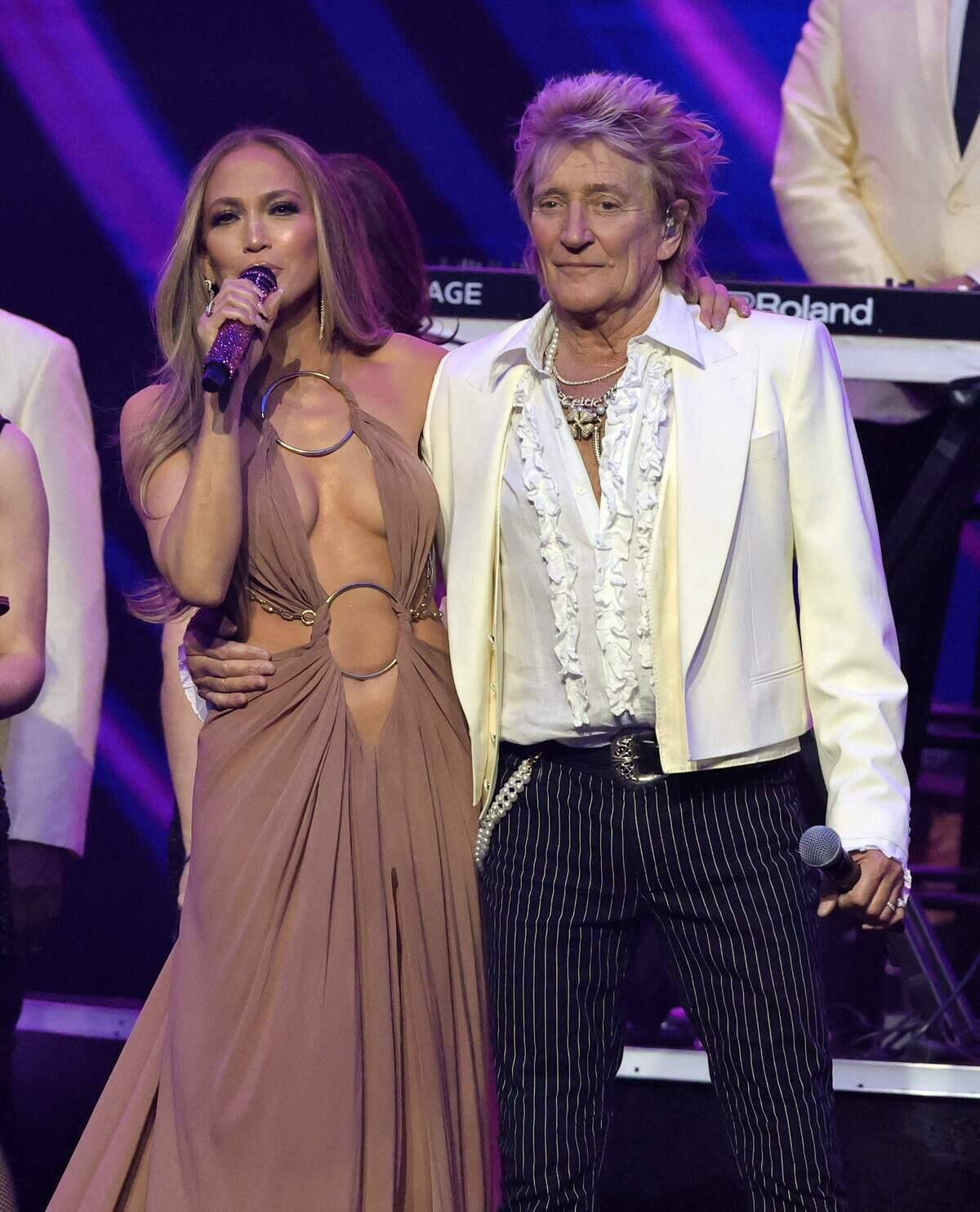 Ému, Rod Stewart, 80 ans, reçoit un prix pour l’ensemble de sa carrière ...