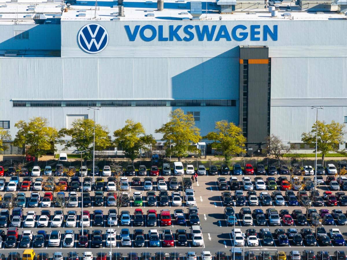 Scandale des moteurs truqués: d’anciens dirigeants de Volkswagen iront ...