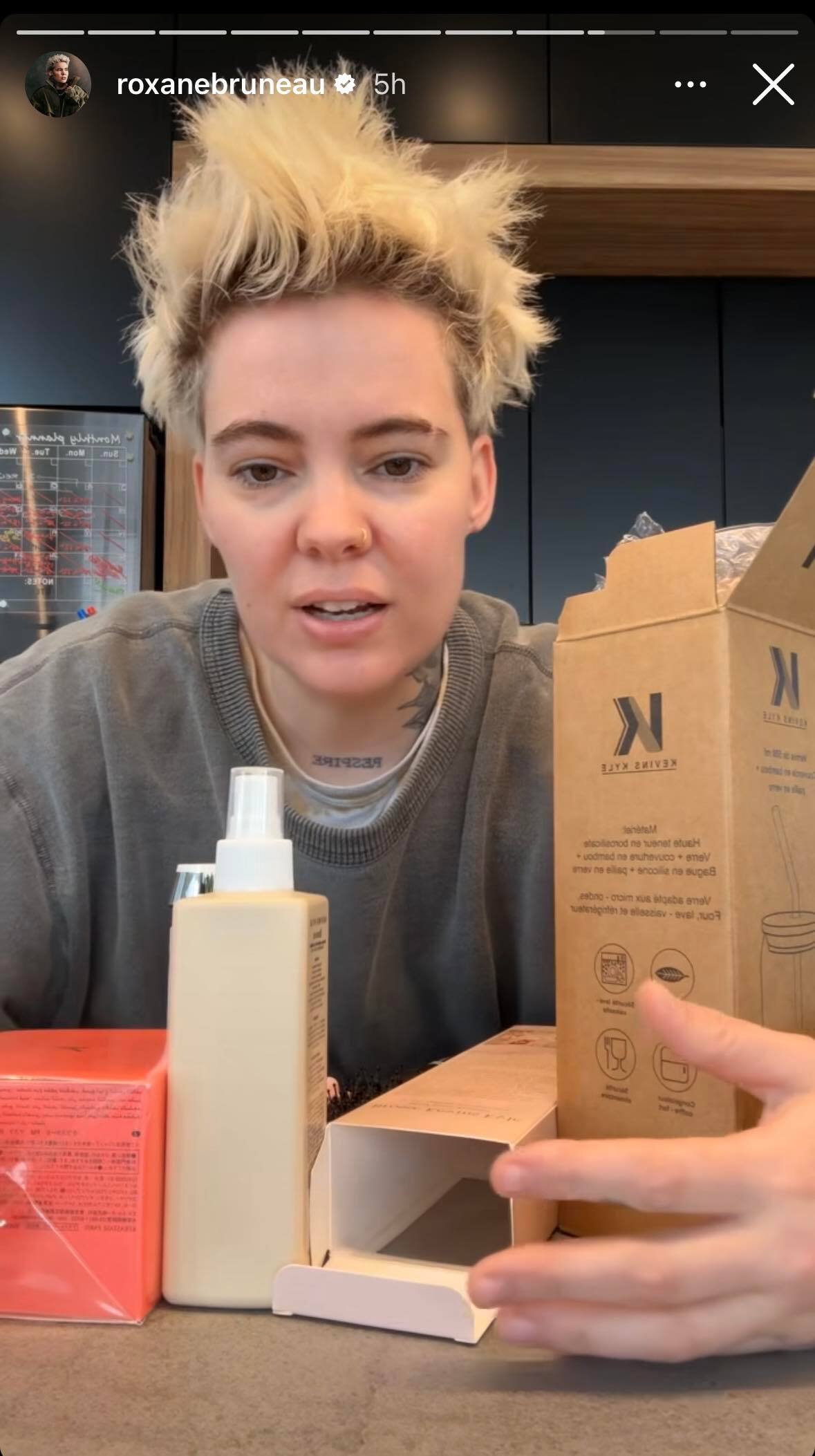 Roxane Bruneau présente le nouveau produit de Kevins-Kyle de manière ...