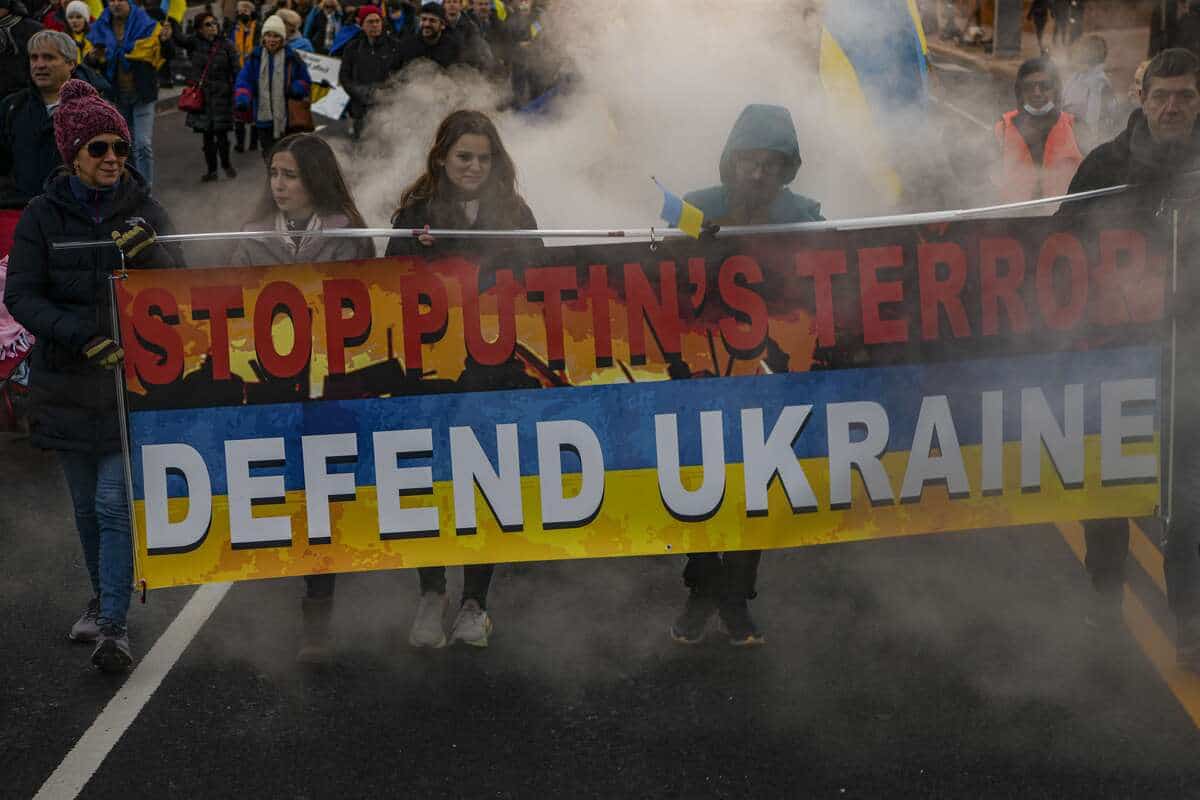 L'Ukraine au cœur de plusieurs mois de crise | JDM