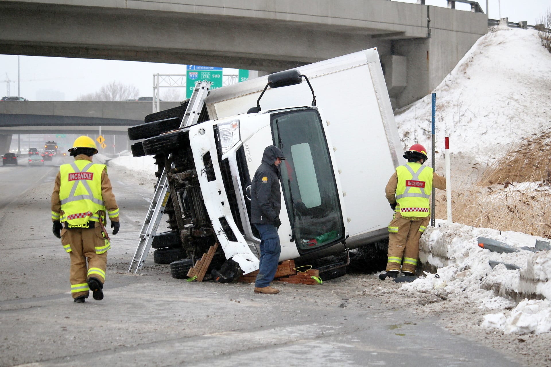 Des conditions météos exécrables, mais le pire est évité à Québec | TVA ...