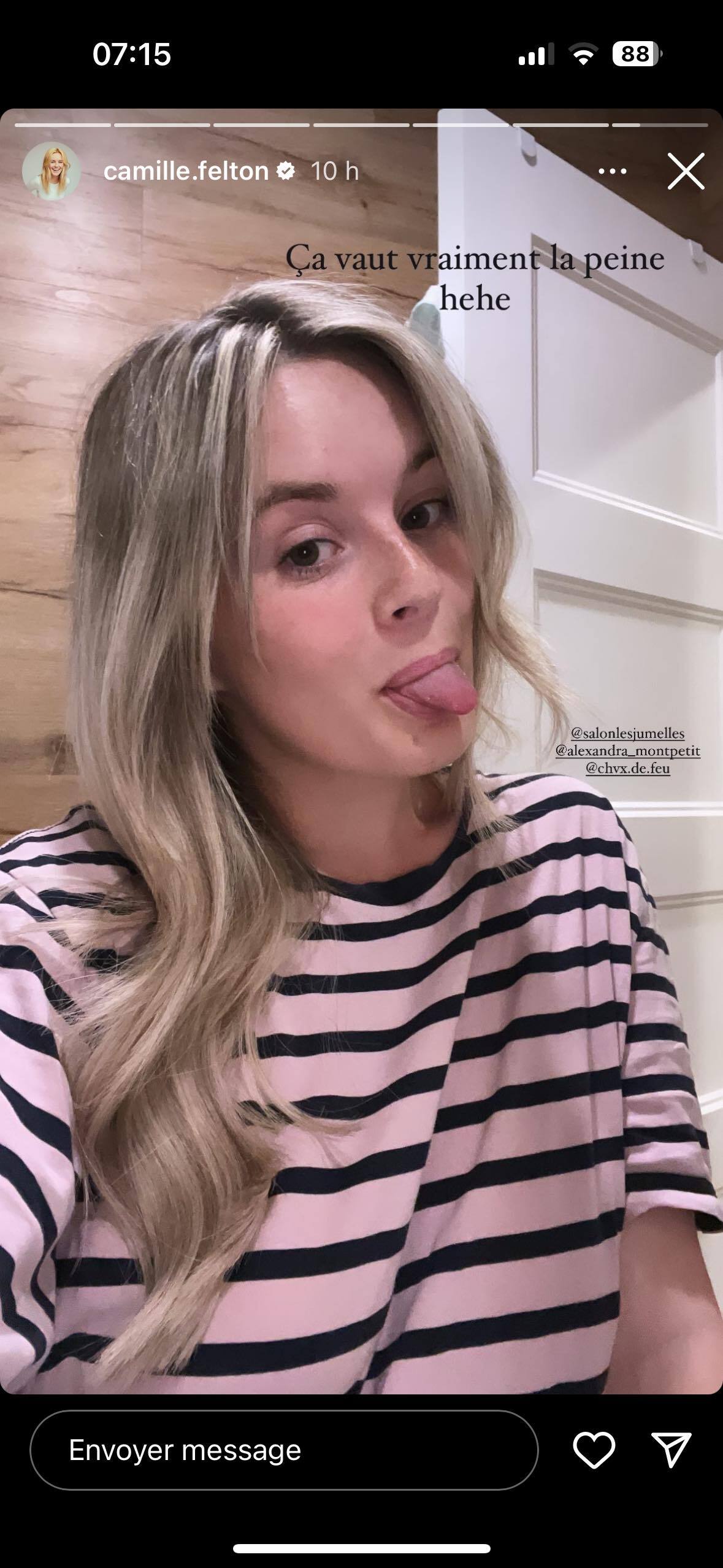 Camille Felton se permet un changement capillaire rafraichissant pour l ...