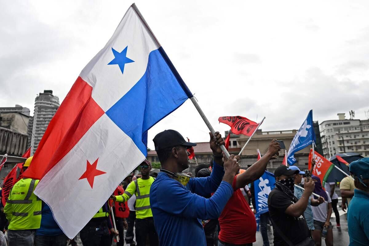 Le Panama approuve un nouveau contrat avec la société canadienne First ...