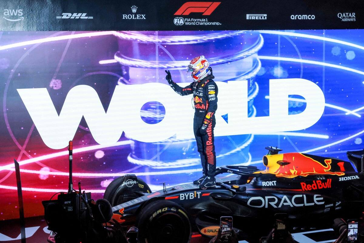 Max Verstappen encore sacré champion du monde | JDM