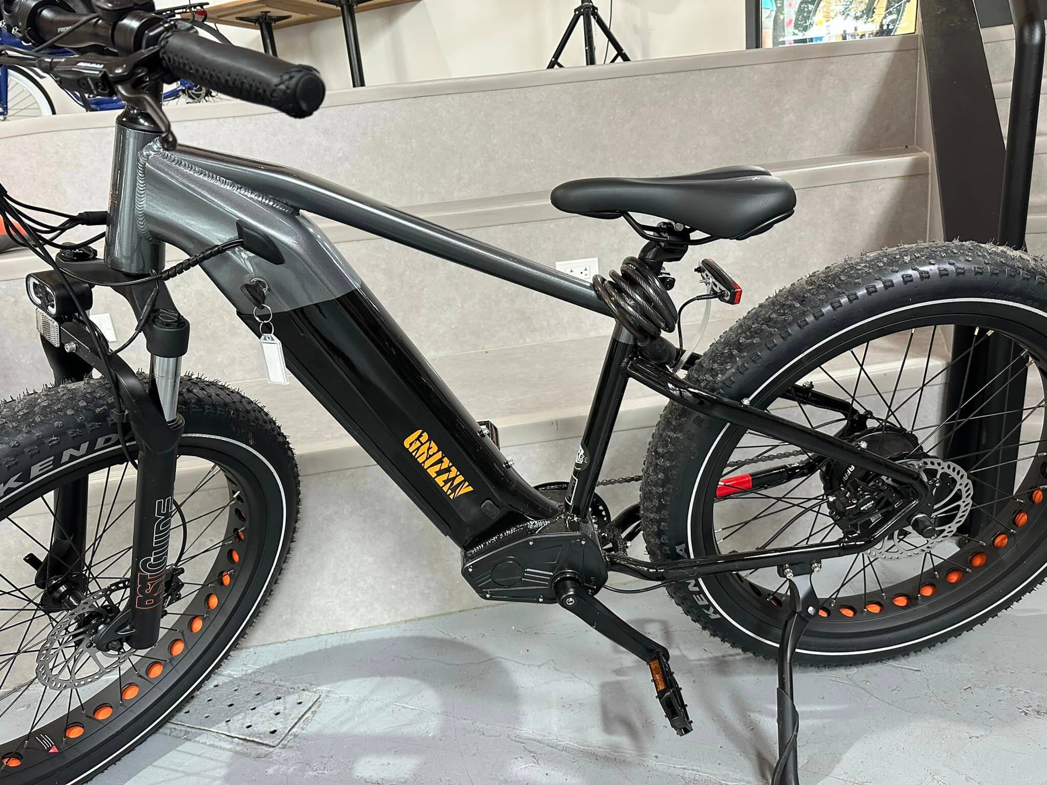 20 vélos, d'une valeur de 100 000$, dérobés au Roc Gyms de Québec | TVA ...