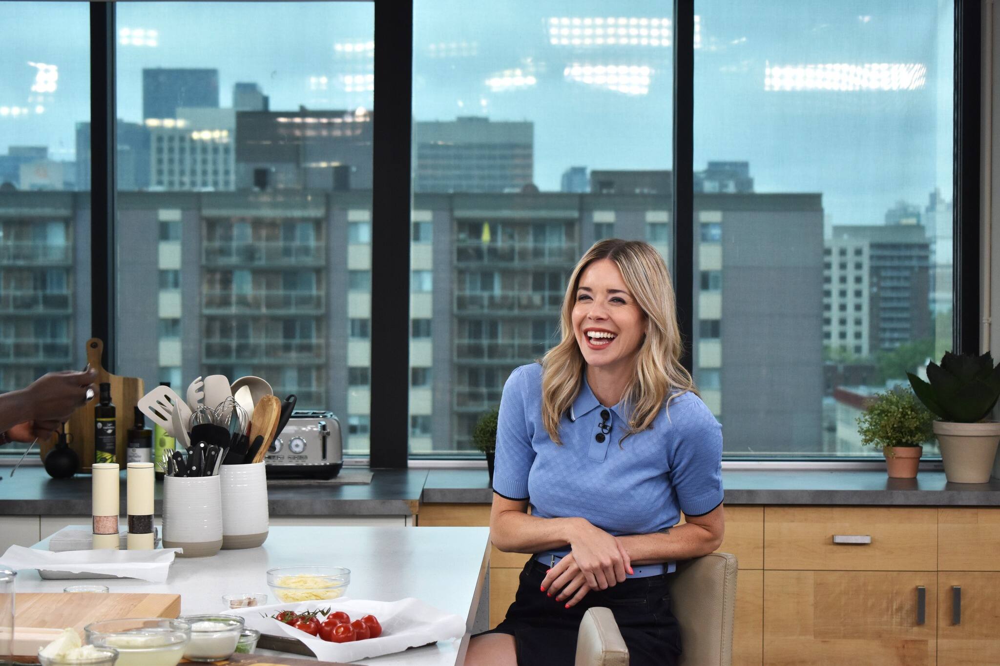 Sabrina Cournoyer souligne le départ prochain d'une collègue de TVA ...