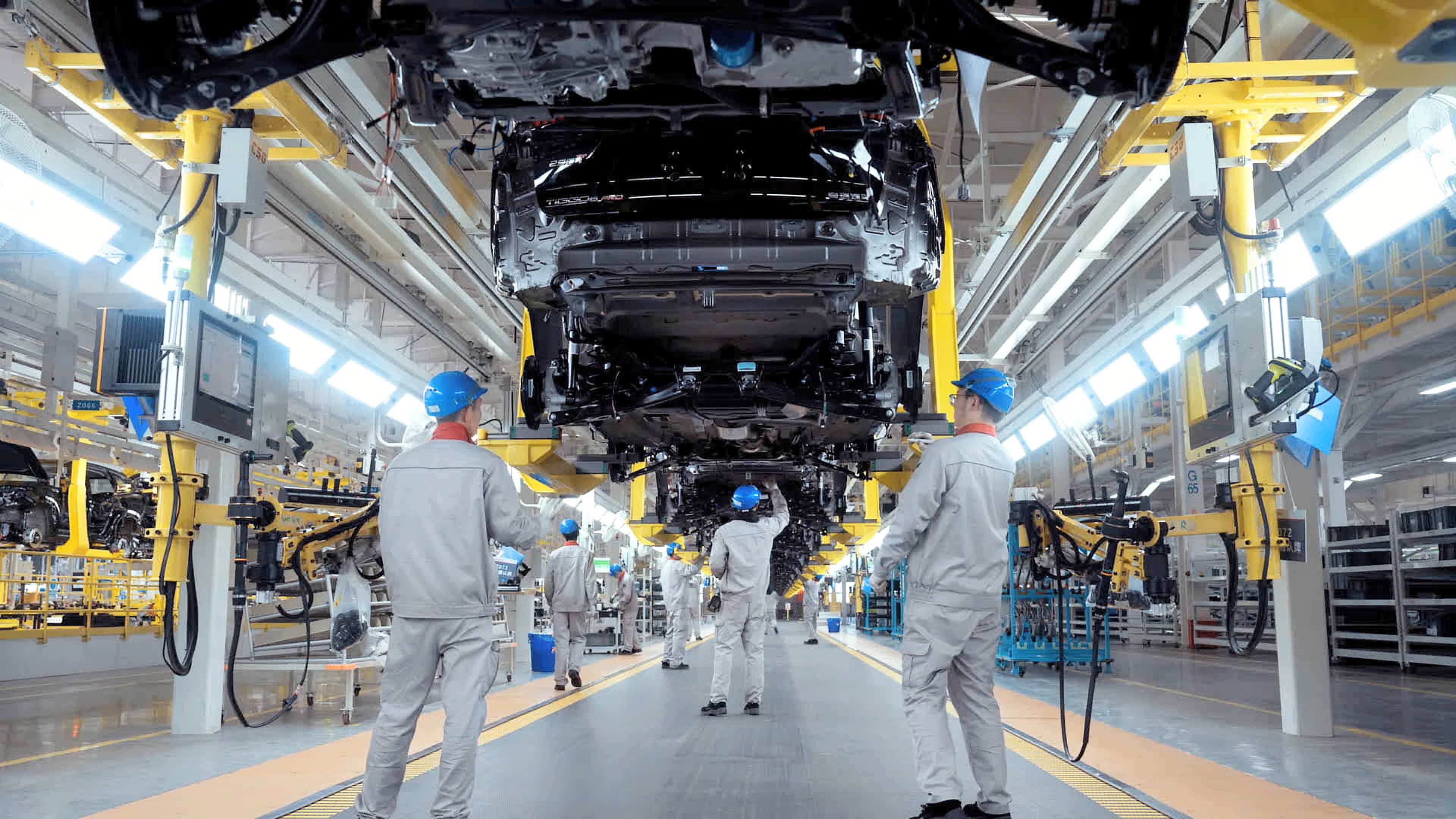 Incursion chez Chery: cette méga-usine robotisée en Chine produit un ...