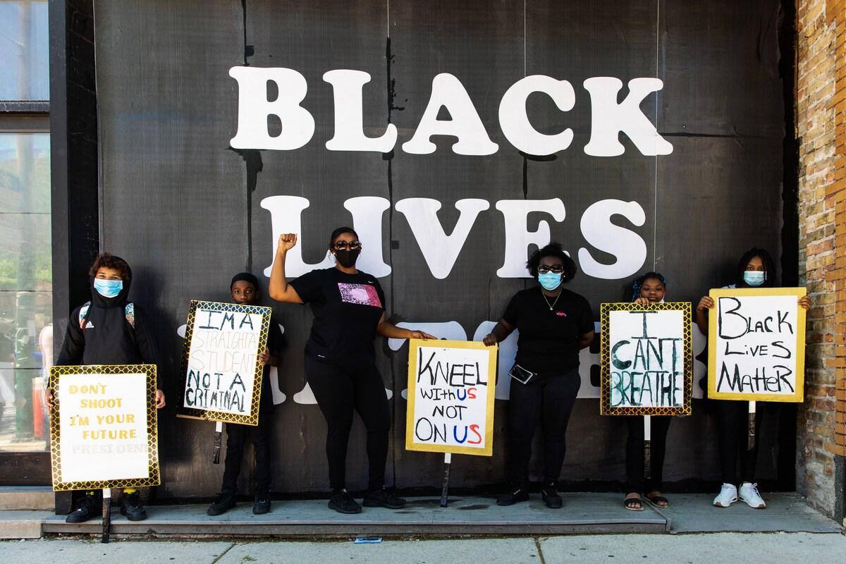 Les États-Unis sont-ils à un tournant de la lutte contre le racisme? | JDM