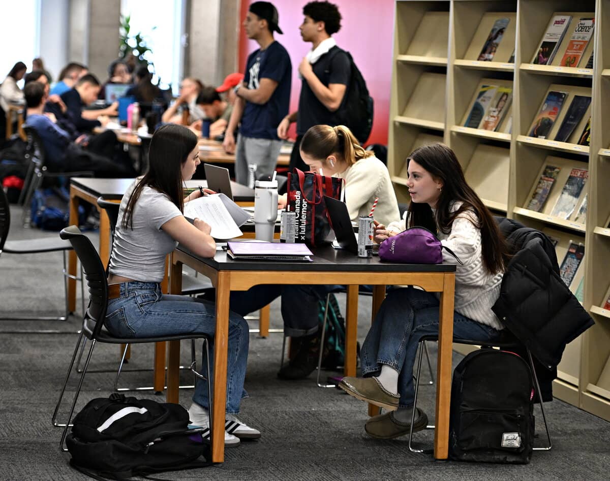 Coupures massives en éducation: il faut se raviser! | JDM