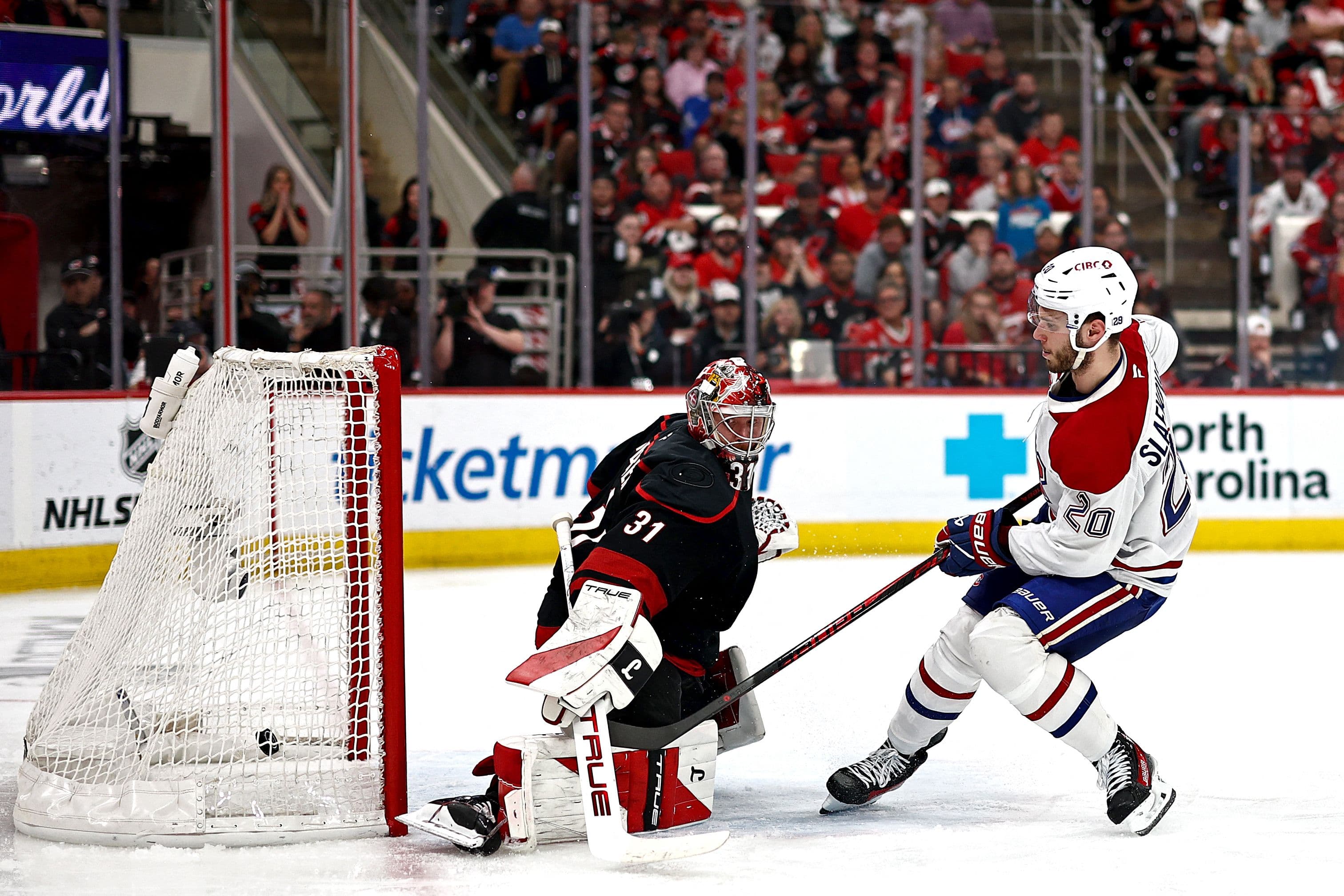 EN DIRECT À TVA SPORTS : Canadien c. Hurricanes | TVA Nouvelles