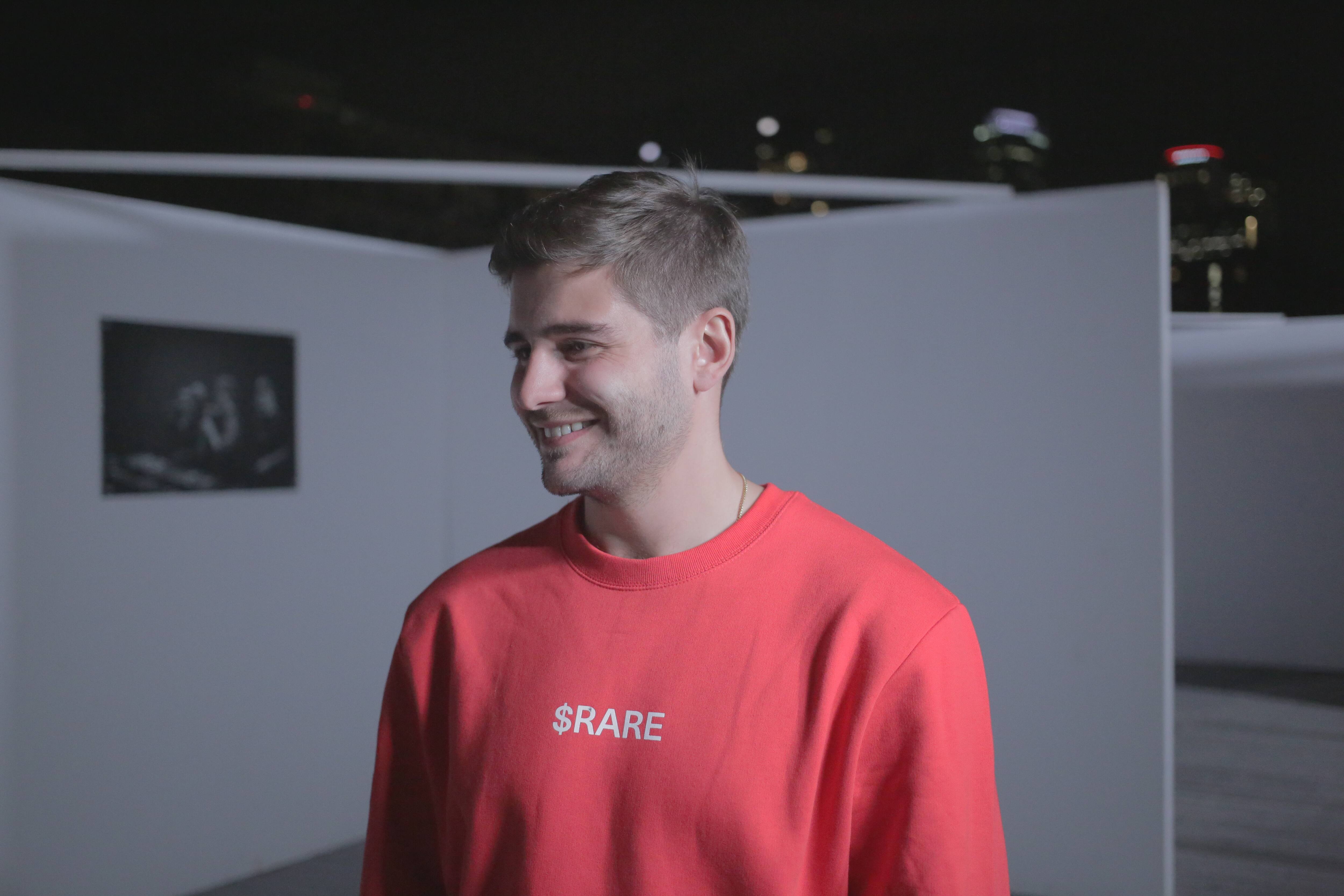 Révolution dans le monde de l'art: comment des artistes d'ici profitent ...