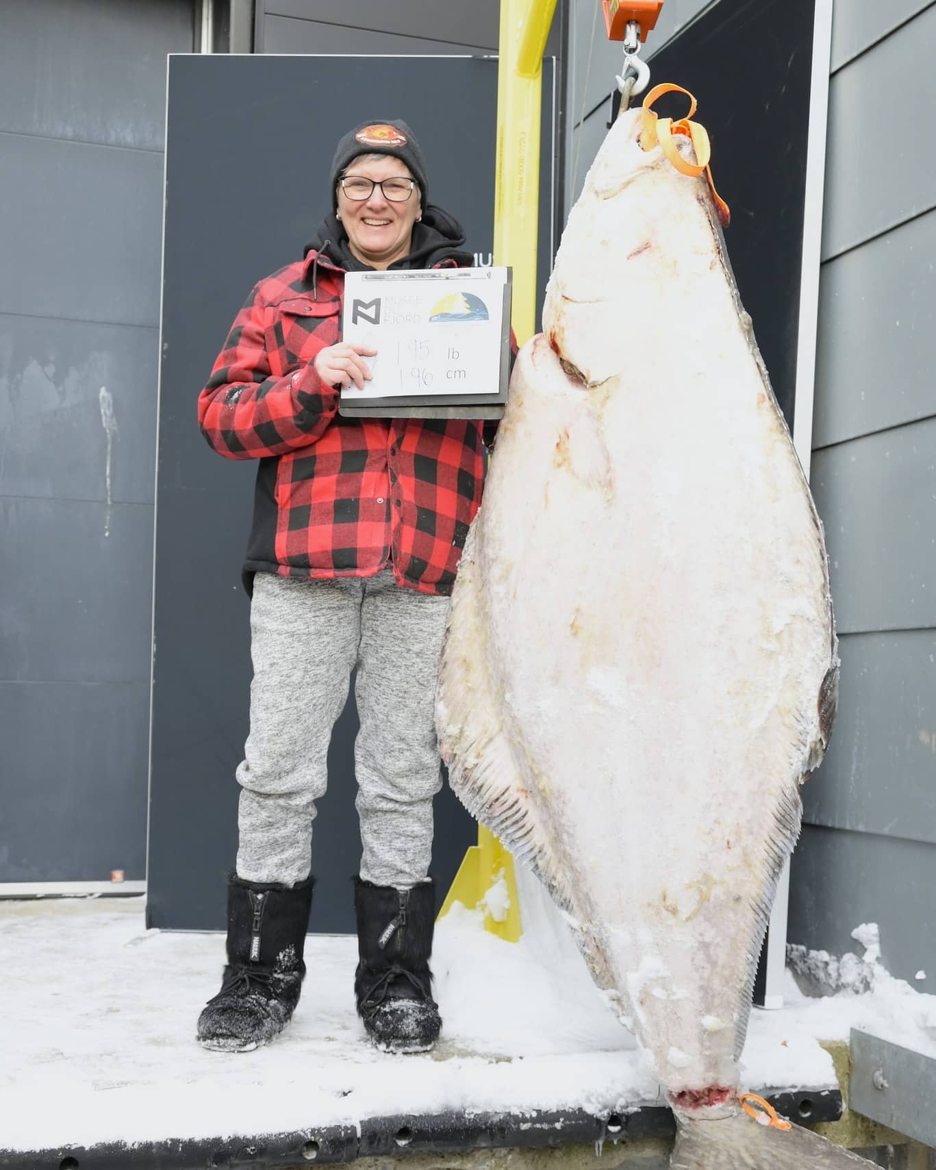 «C'est fou, c'est le rêve, attraper ça»: un flétan de 195 lb pêché dans ...
