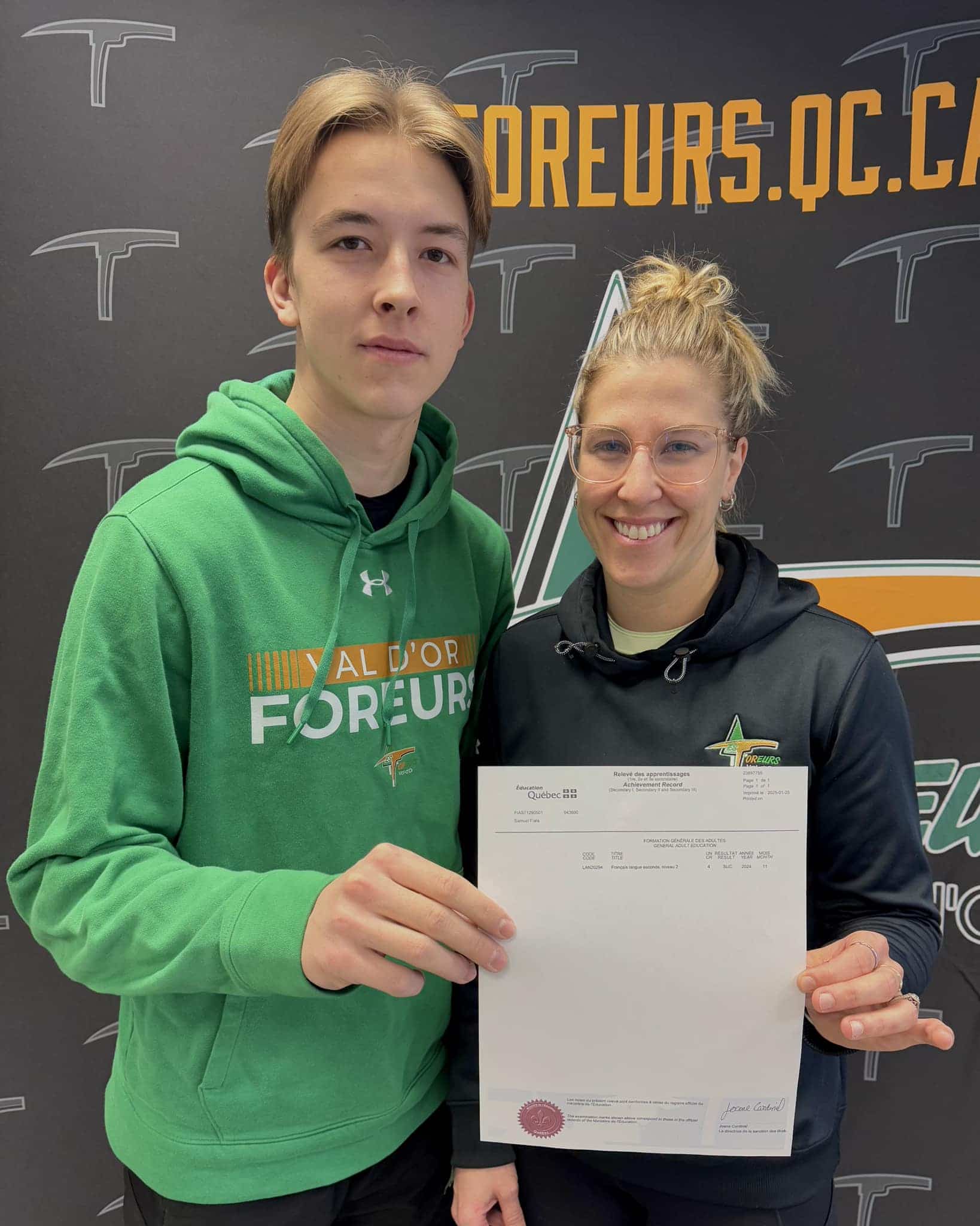 Un joueur tchèque des Foreurs de Val-d'Or a décidé d'apprendre le ...