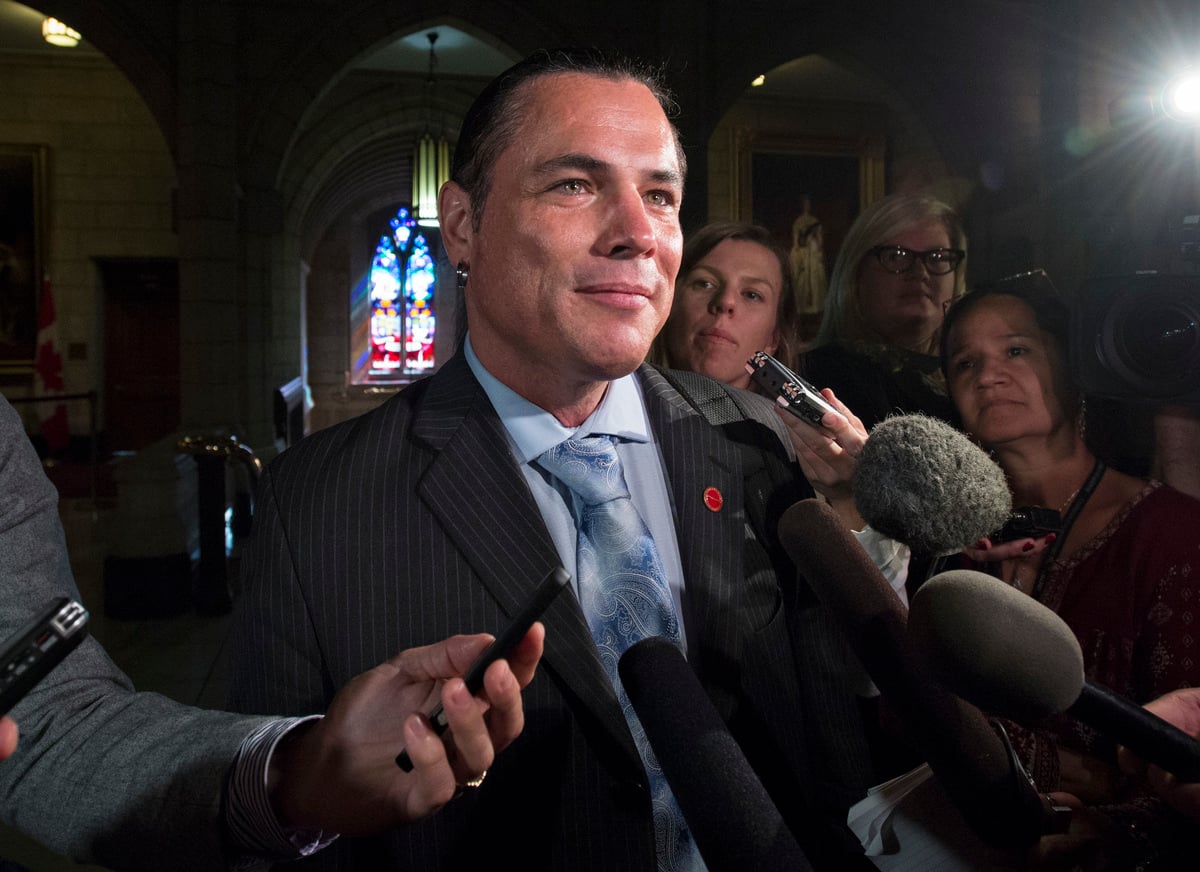 Le sénateur Brazeau invite le fils de Trump à l’affronter dans un ring ...