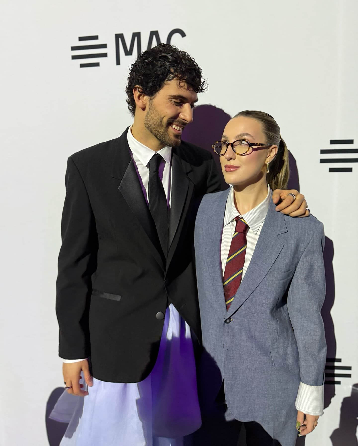 Les plus GROS «red flags» du couple de Pascale De Blois et Adam ...