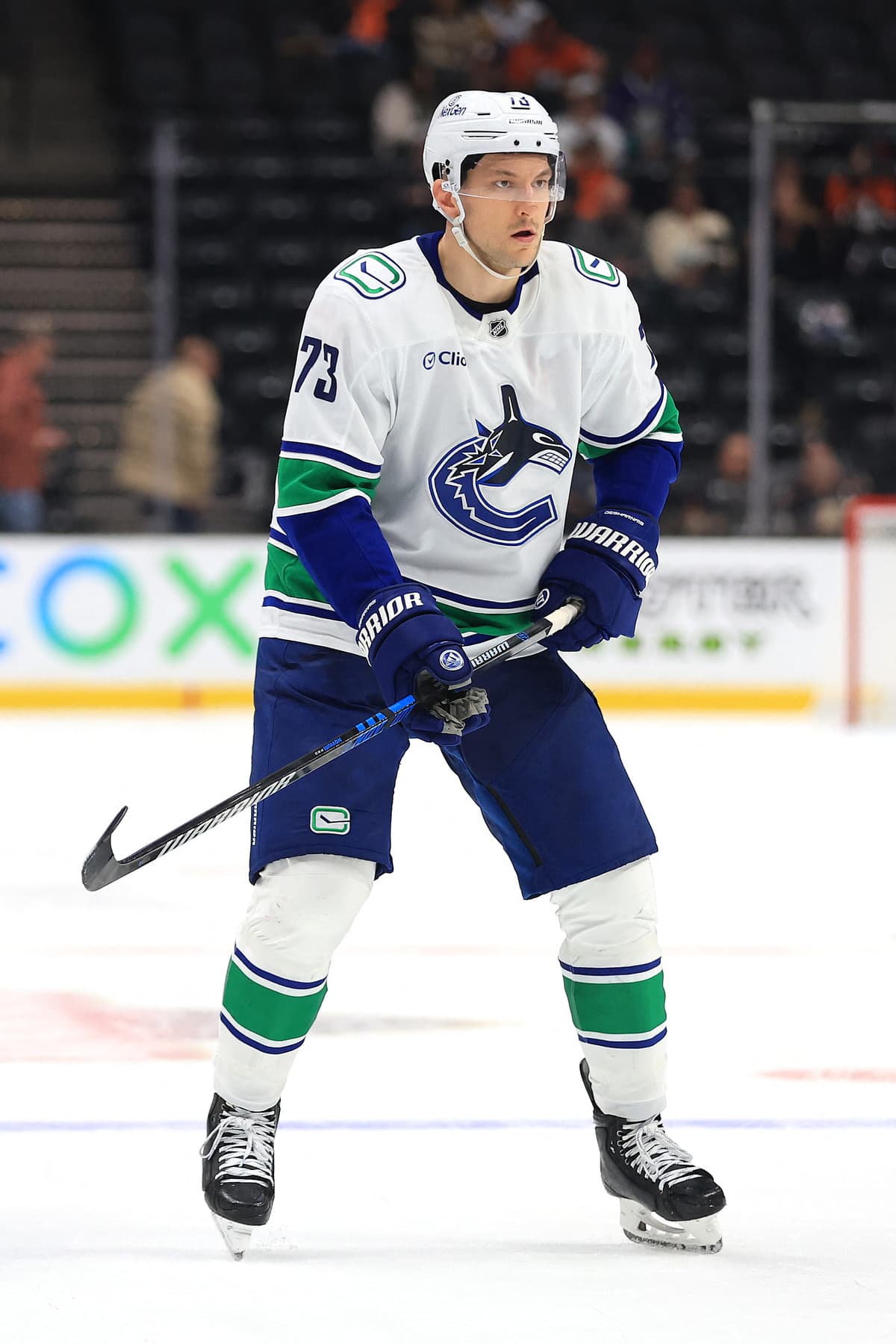 Y a-t-il une place à Vancouver pour Vincent Desharnais? | JDM