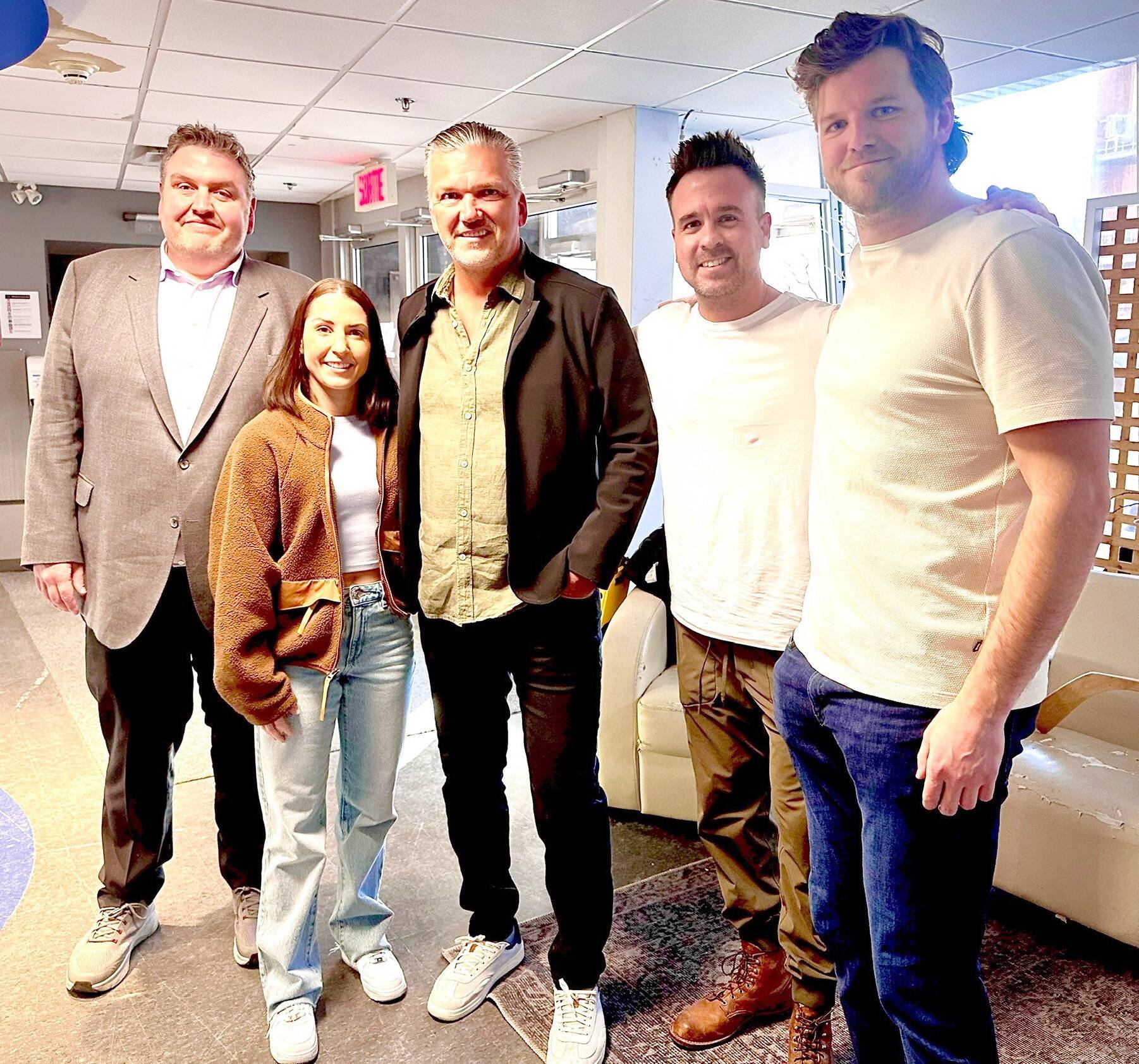 [PHOTOS] Voyez les coulisses du 1000e épisode de l’émission JiC | JDM