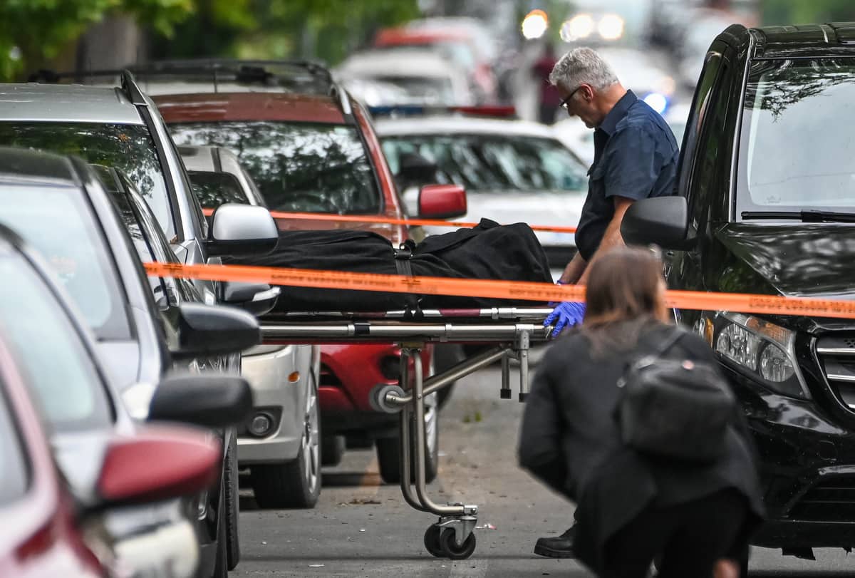 Femme retrouvée morte dans Rosemont: meurtre ou suicide? | TVA Nouvelles