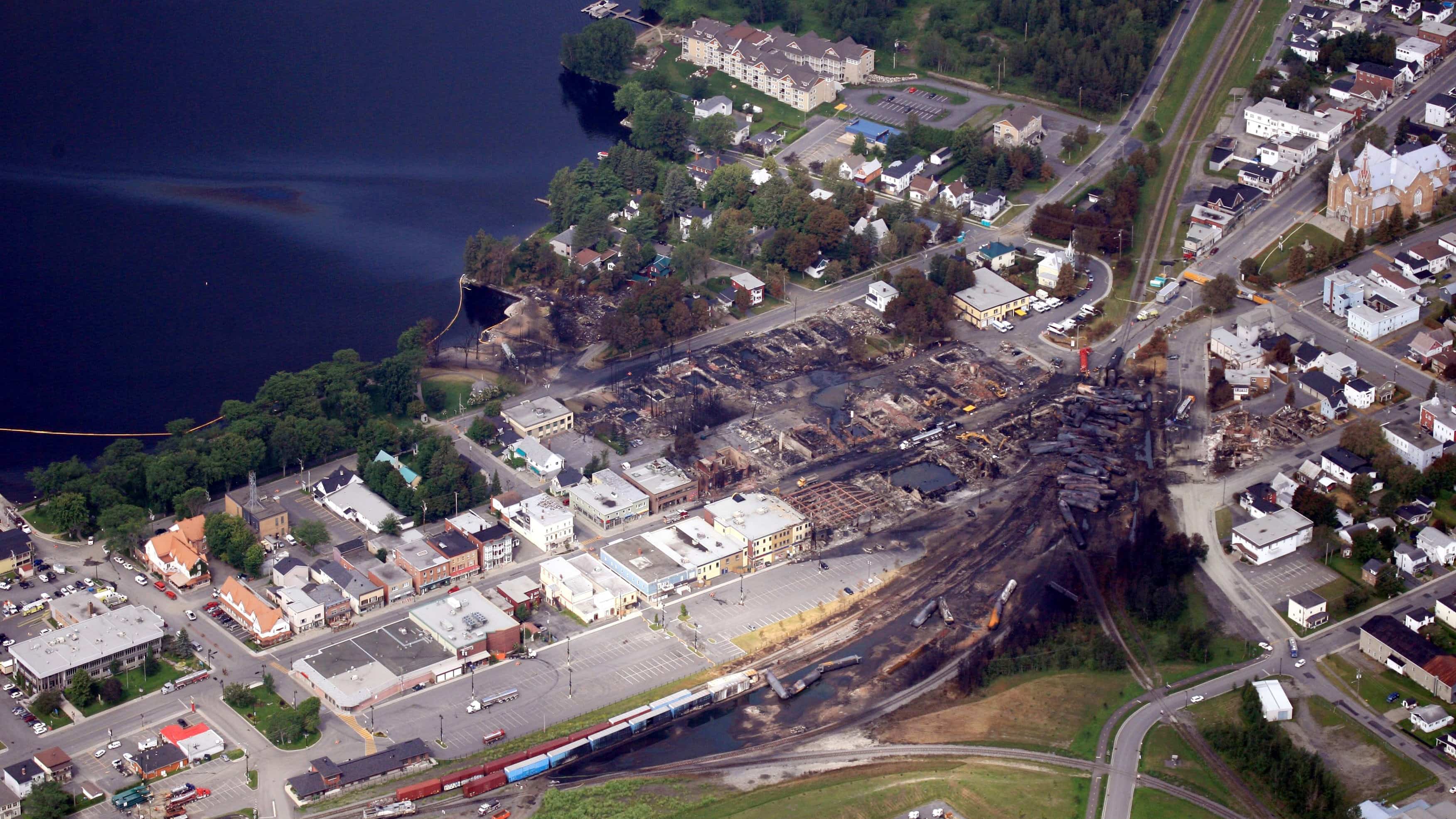 Tragédie de Lac-Mégantic, 10 ans plus tard: le centre-ville s’est ...