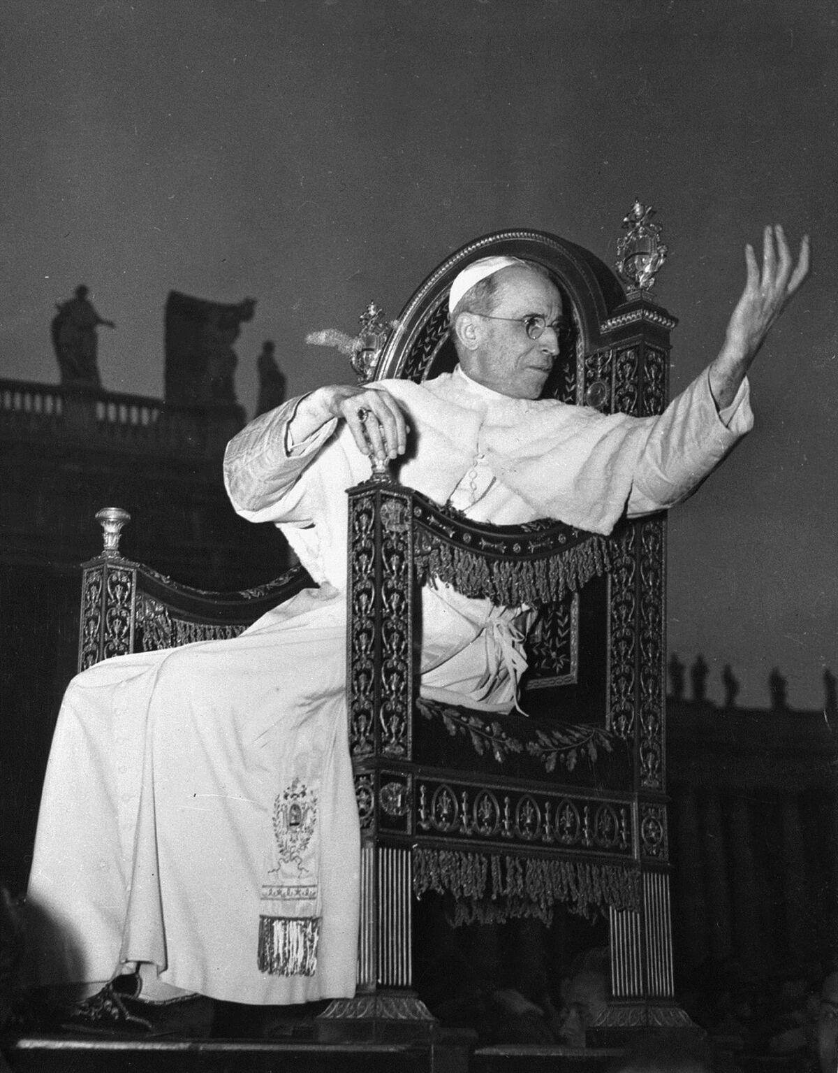 Le Vatican ouvre ses archives sur Pie XII, les historiens impatients | JDM