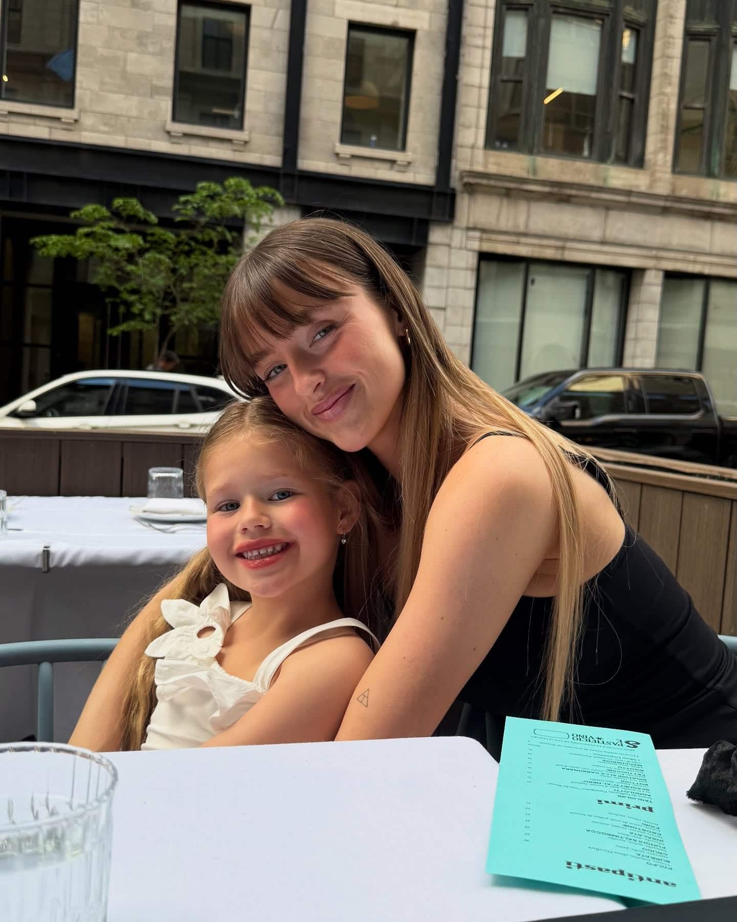 Billie Lou participe à un moment adorable entre Alicia Moffet et ...