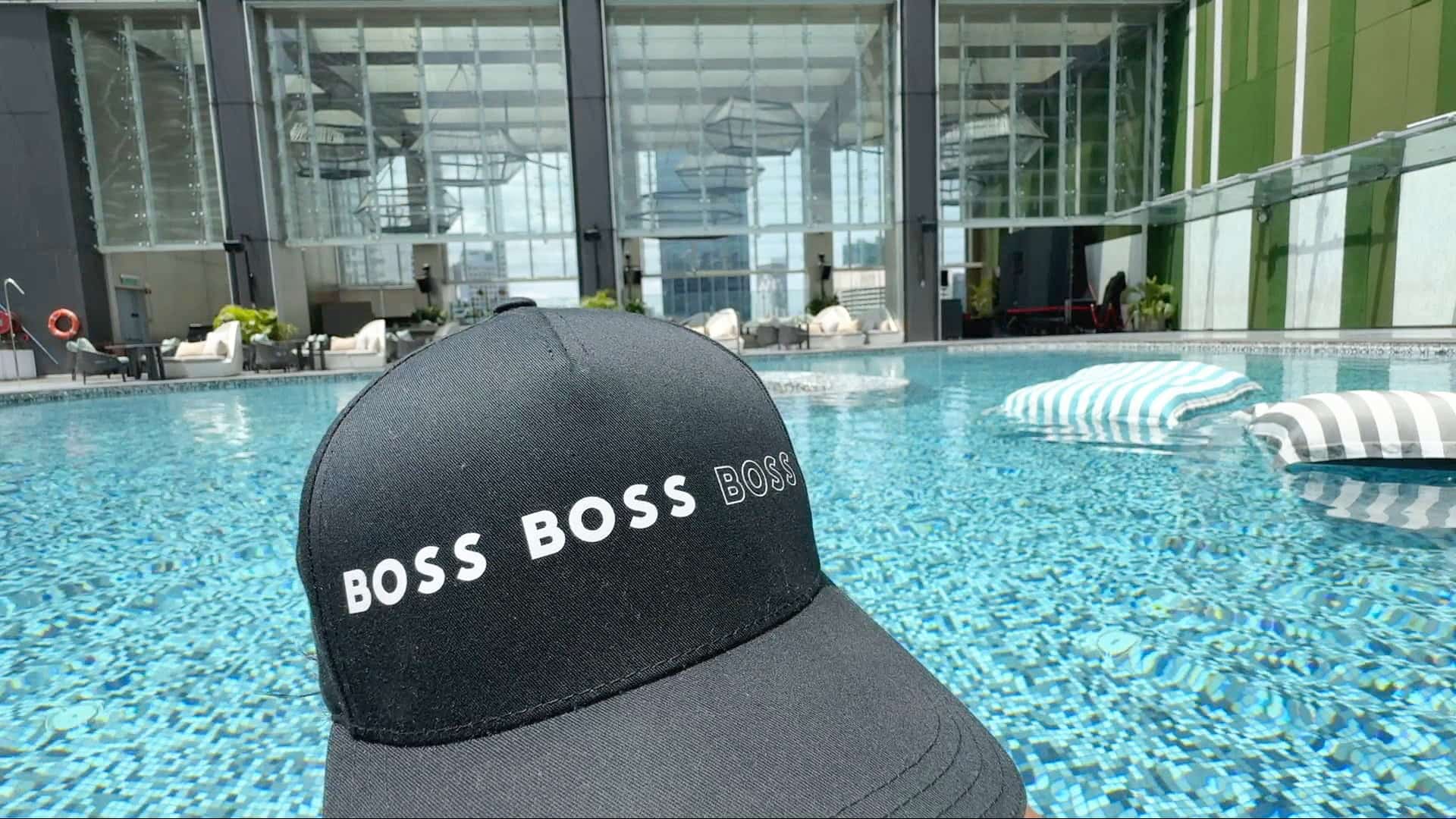 Ce criminel québécois exilé en Malaisie fait fortune grâce aux ...