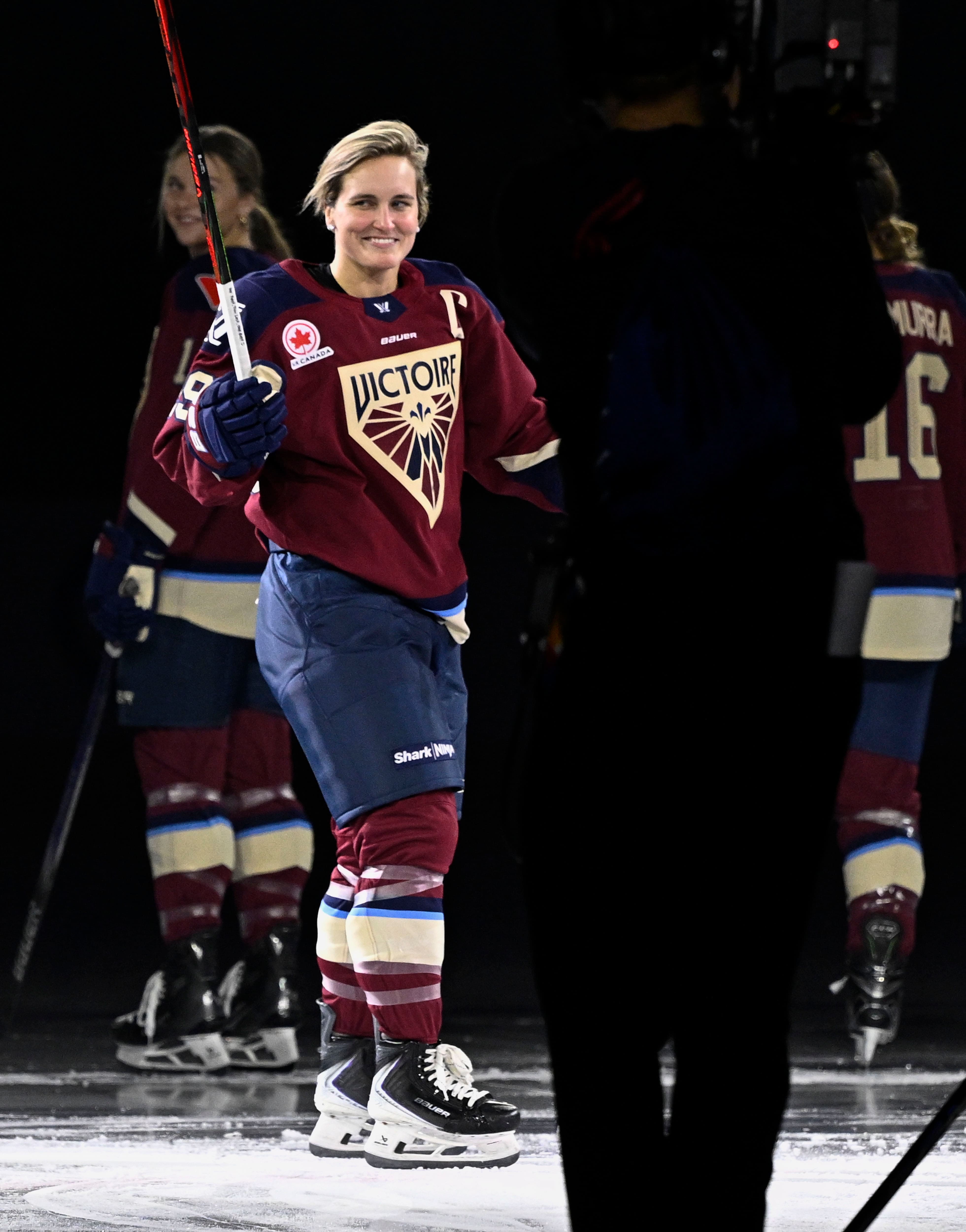 Marie-Philip Poulin voudrait-elle jouer à Québec, s’il y avait une ...