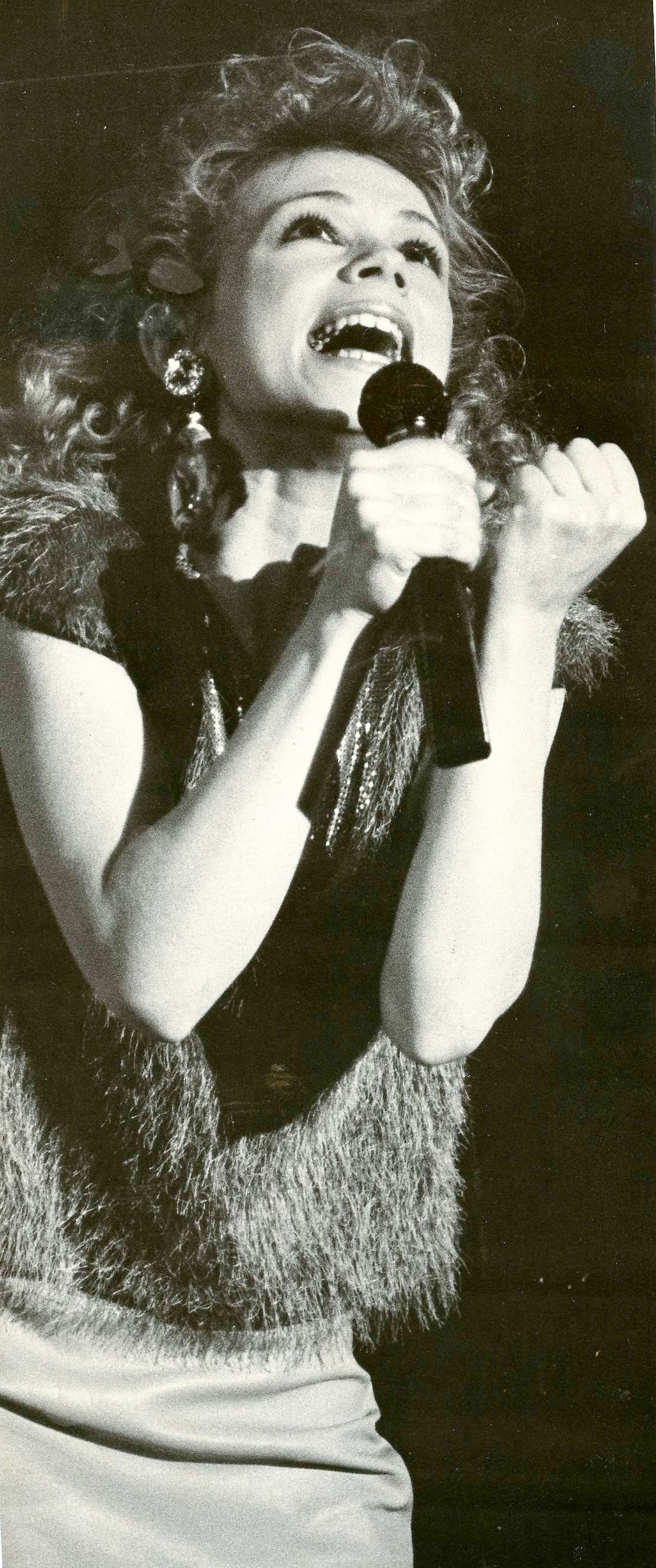 La carrière de Martine St-Clair en cinq photos souvenirs | JDM