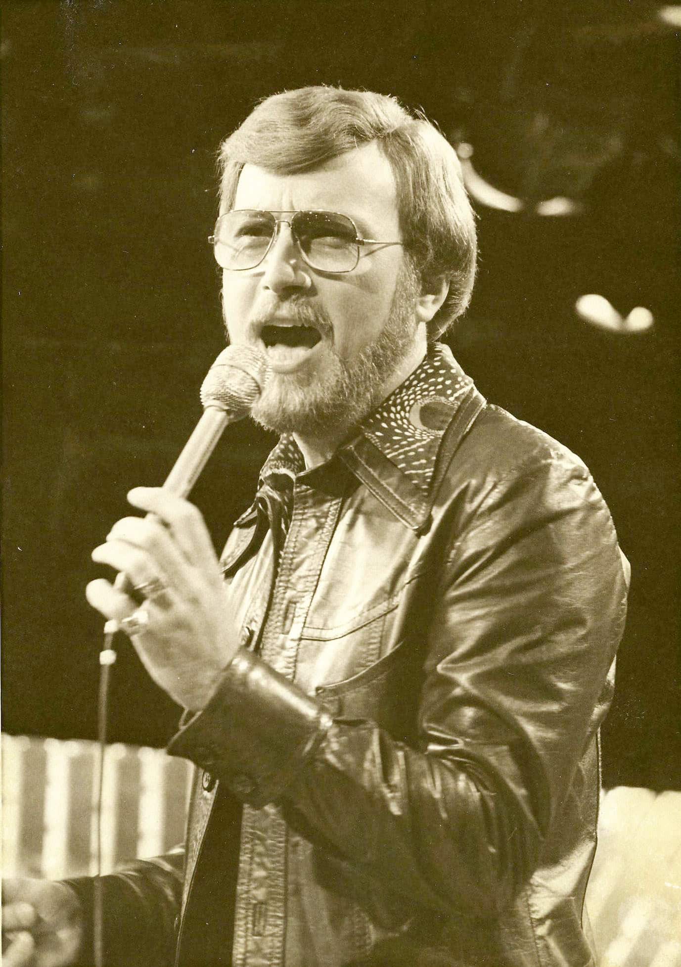 Voici cinq photos souvenirs du chanteur Patrick Norman | JDM