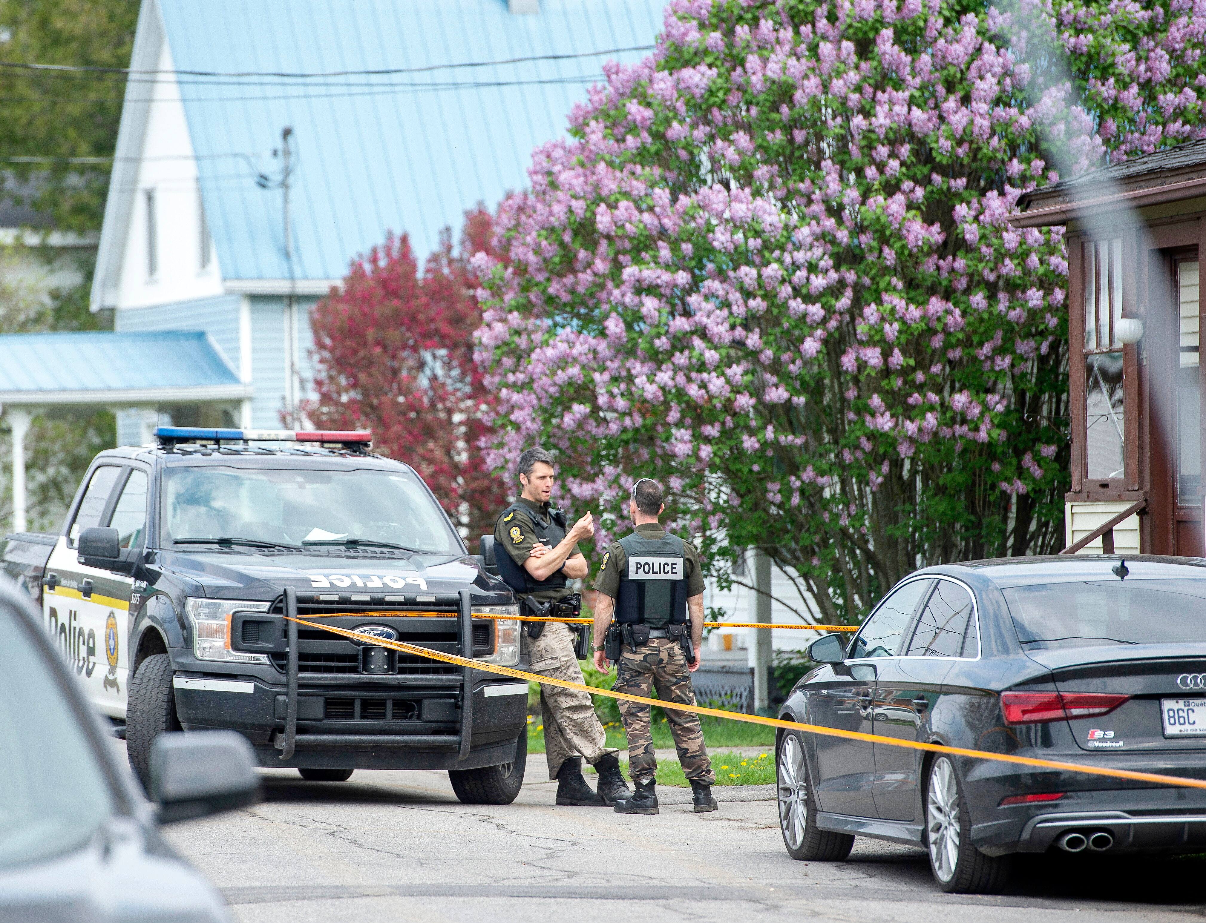Un père aurait poignardé à mort sa fille à Ormstown | TVA Nouvelles