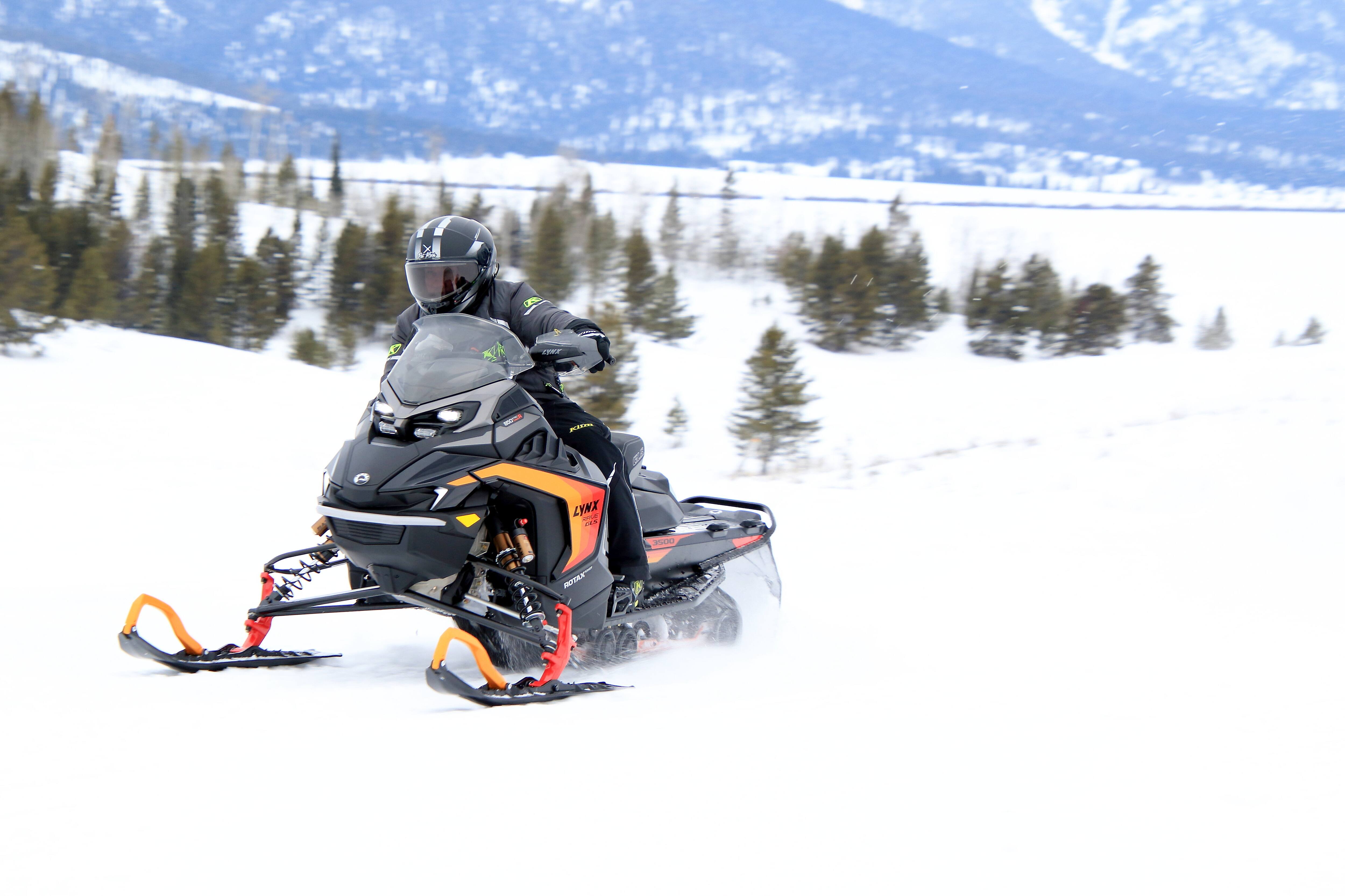 Un demi-siècle au service des motoneigistes | JDQ