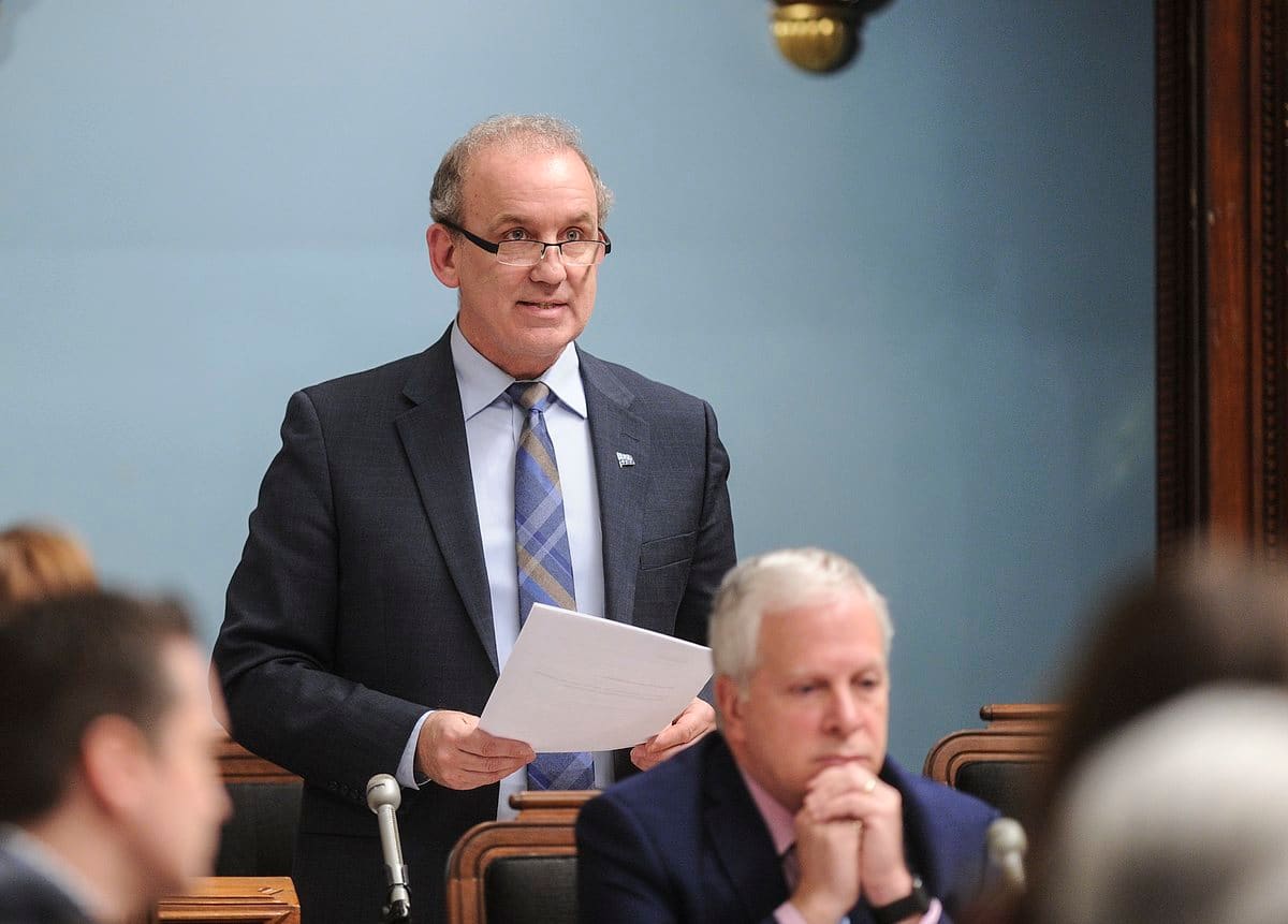 L'ancienne attachée politique d'un ex-député accusée de fraude | JDM