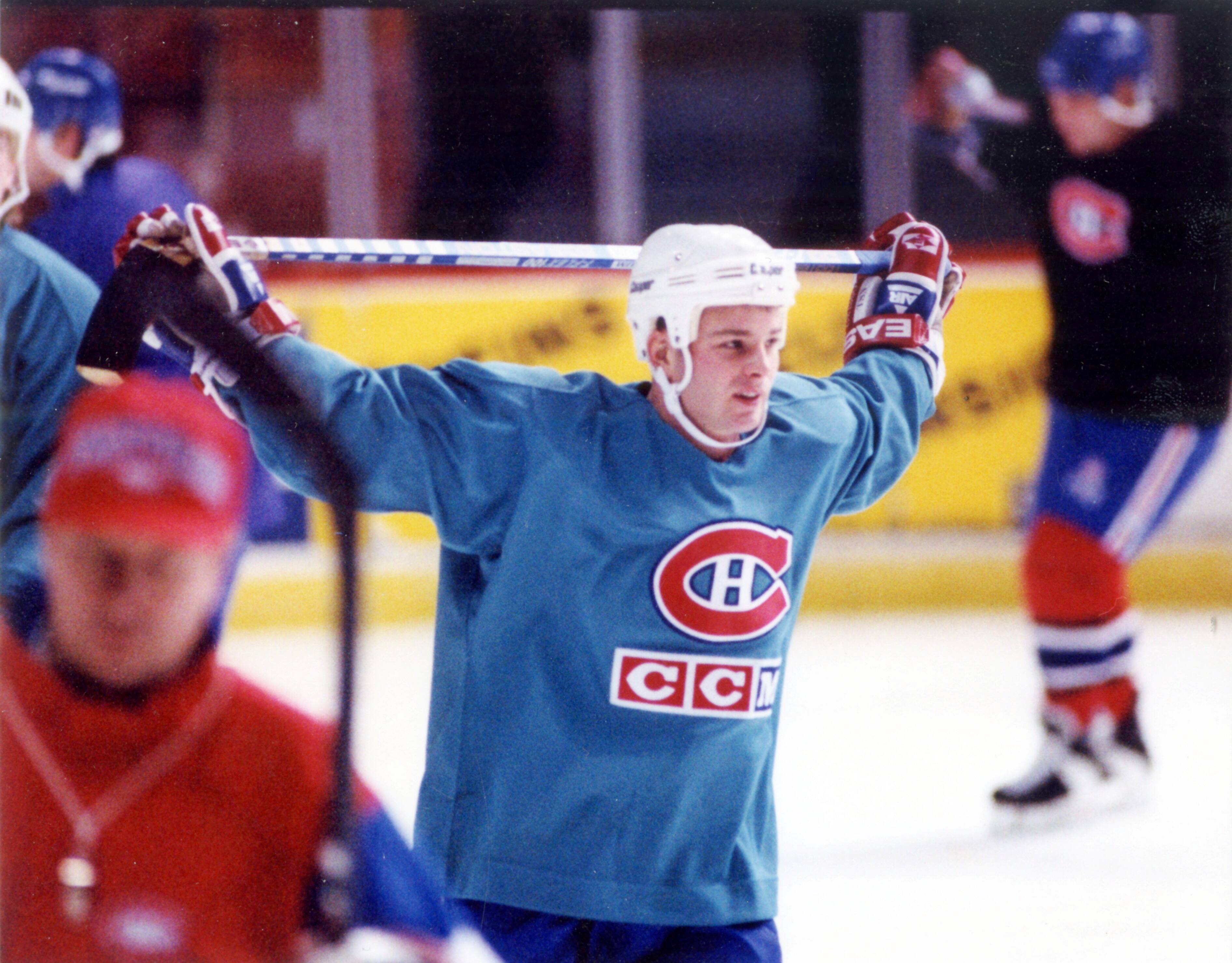 Quand le «coach» des Bruins, Jim Montgomery, et le DG du Canadien, Kent ...