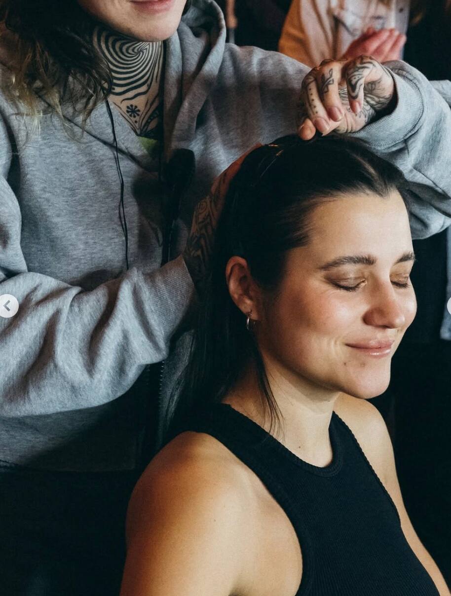 Catherine Brunet dévoile des photos de son prochain film, «Anna Kiri ...