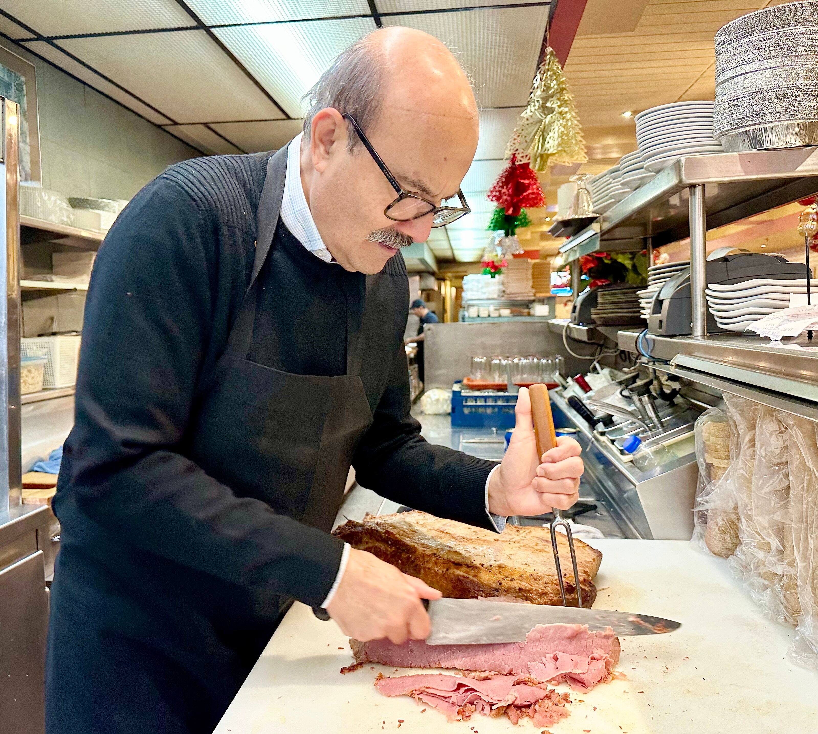 La belle histoire de trois collègues qui travaillent depuis plus de 50 ...