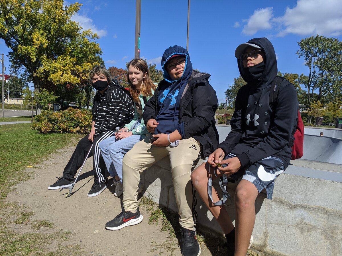 Pas d’amendes aux élèves qui ne respectent pas la distanciation | JDM