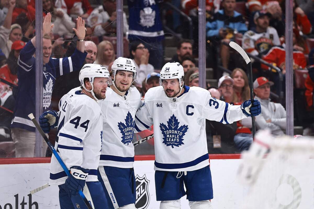 Craig Berube perd patience concernant le premier trio des Leafs | JDM