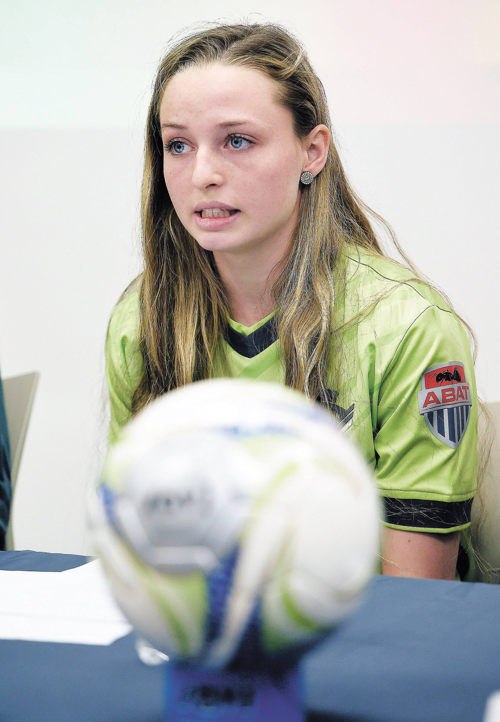 Une grosse année attend Gabrielle Carle | JDM