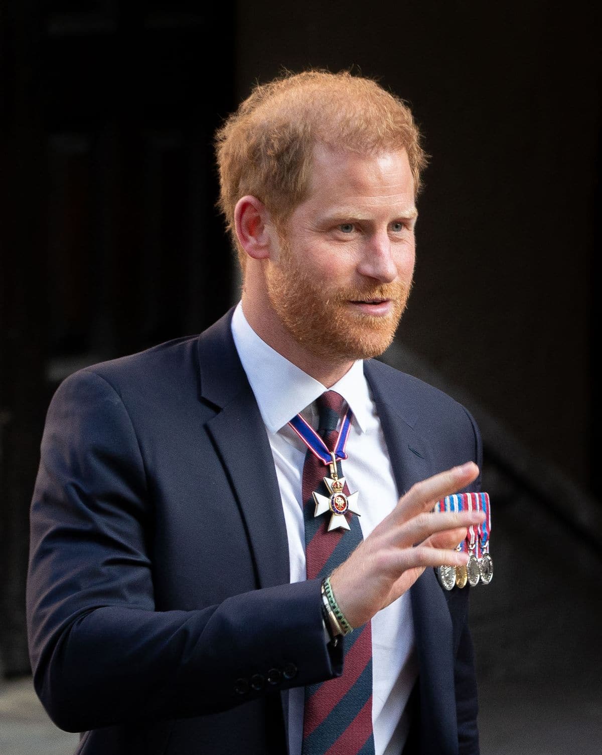 Le prince Harry en visite surprise en Ukraine | JDM