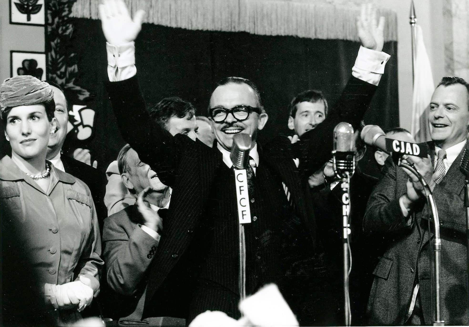 La carrière de Raymond Cloutier en 5 photos souvenirs | JDM