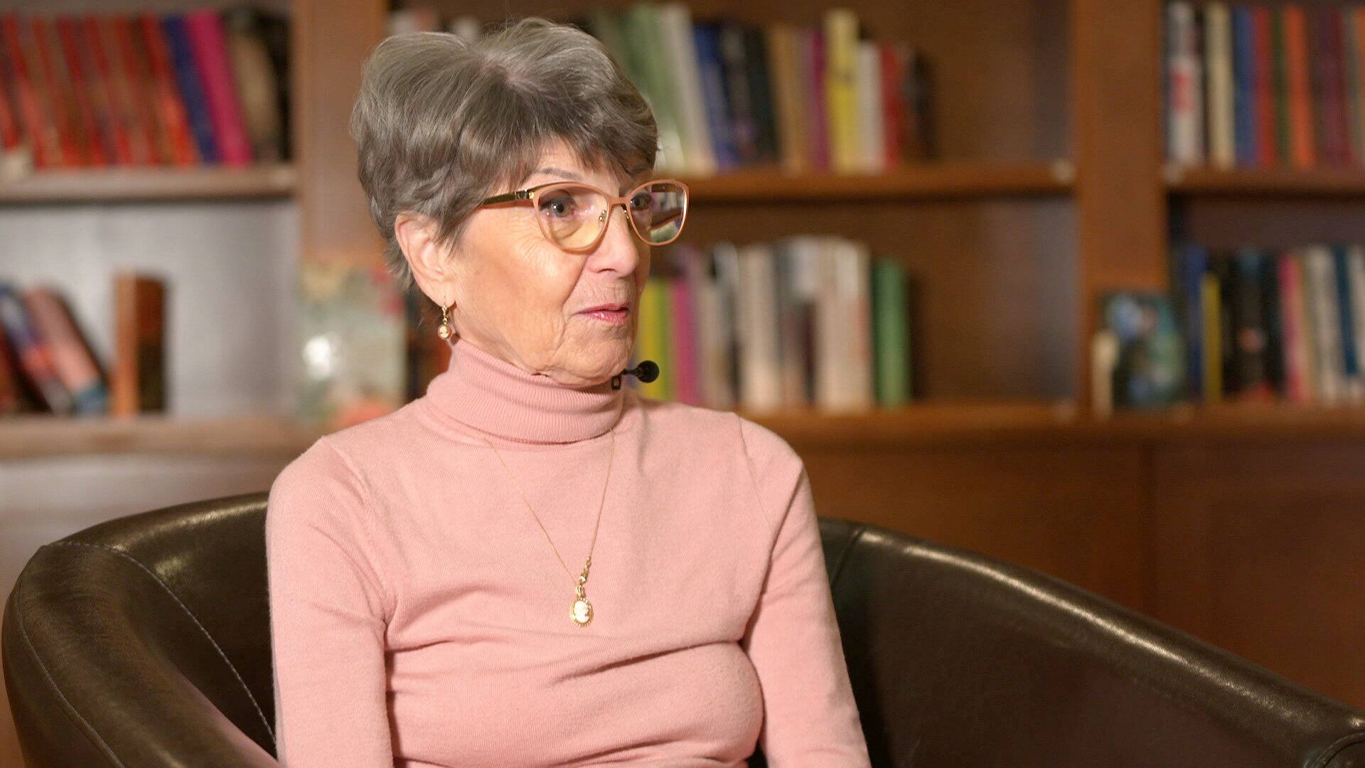 Accusé d'avoir arnaqué une aînée de 98 ans en se faisant passer pour un ...