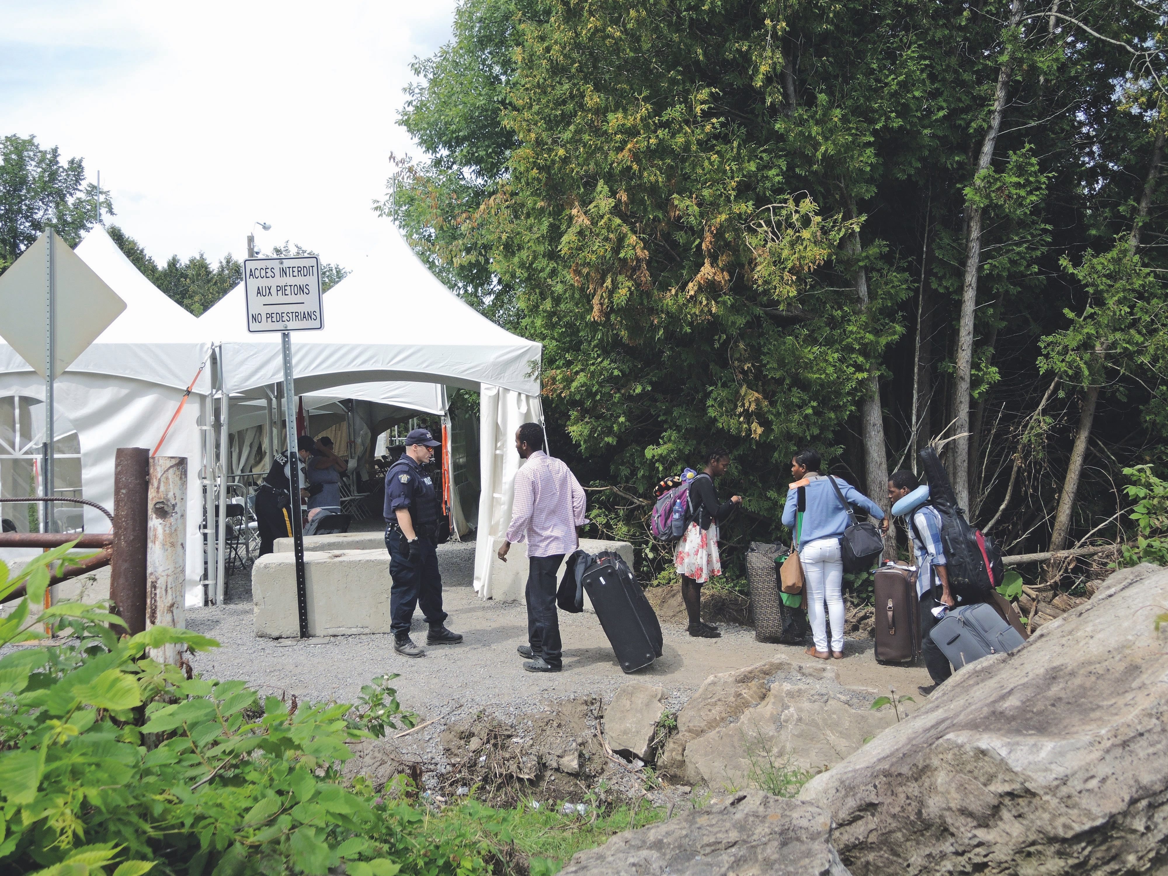 Chemin Roxham : la GRC commence déjà à plier bagage | JDQ