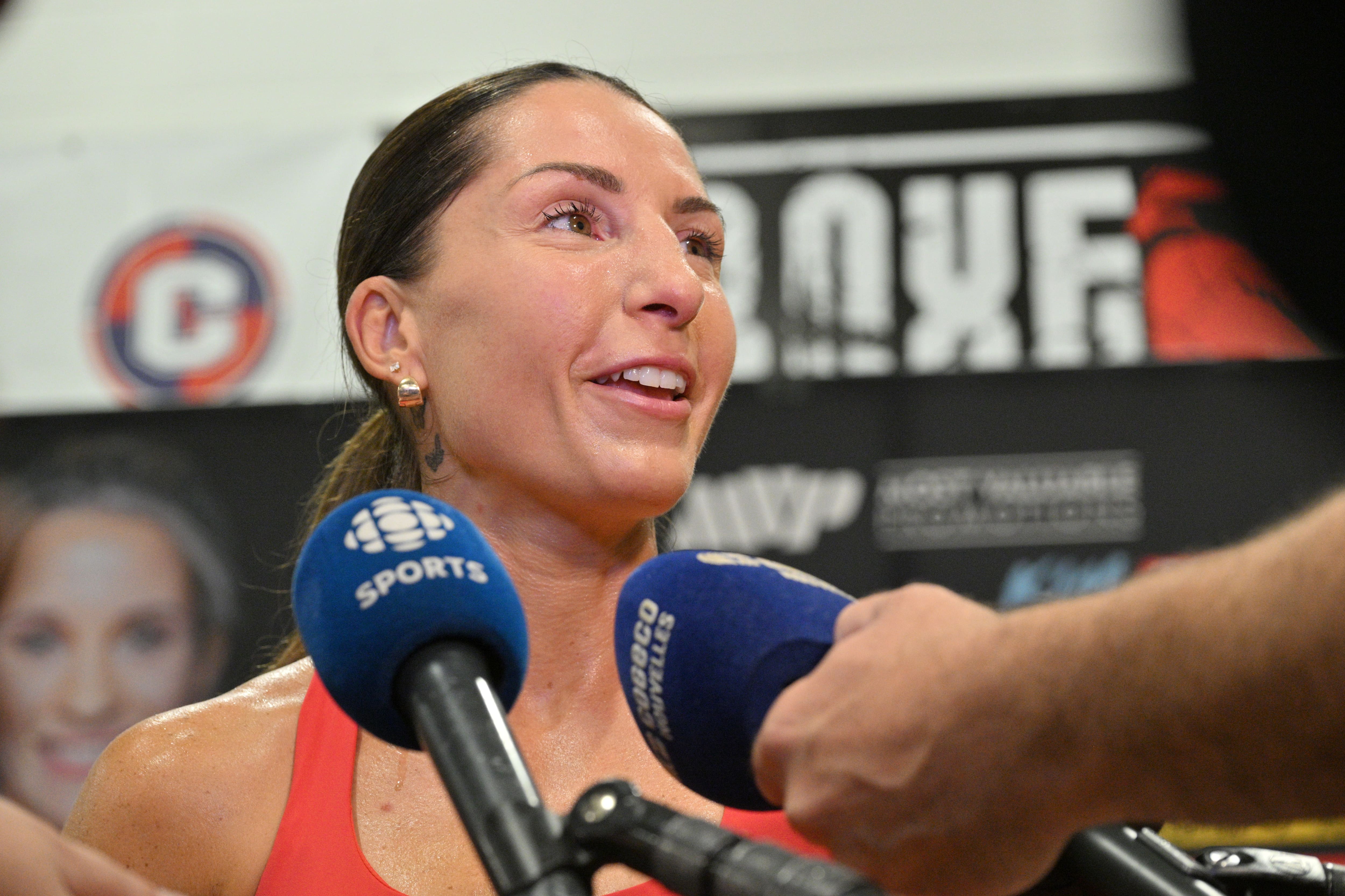 Enceinte, Kim Clavel fera une pause de la boxe | 24 heures