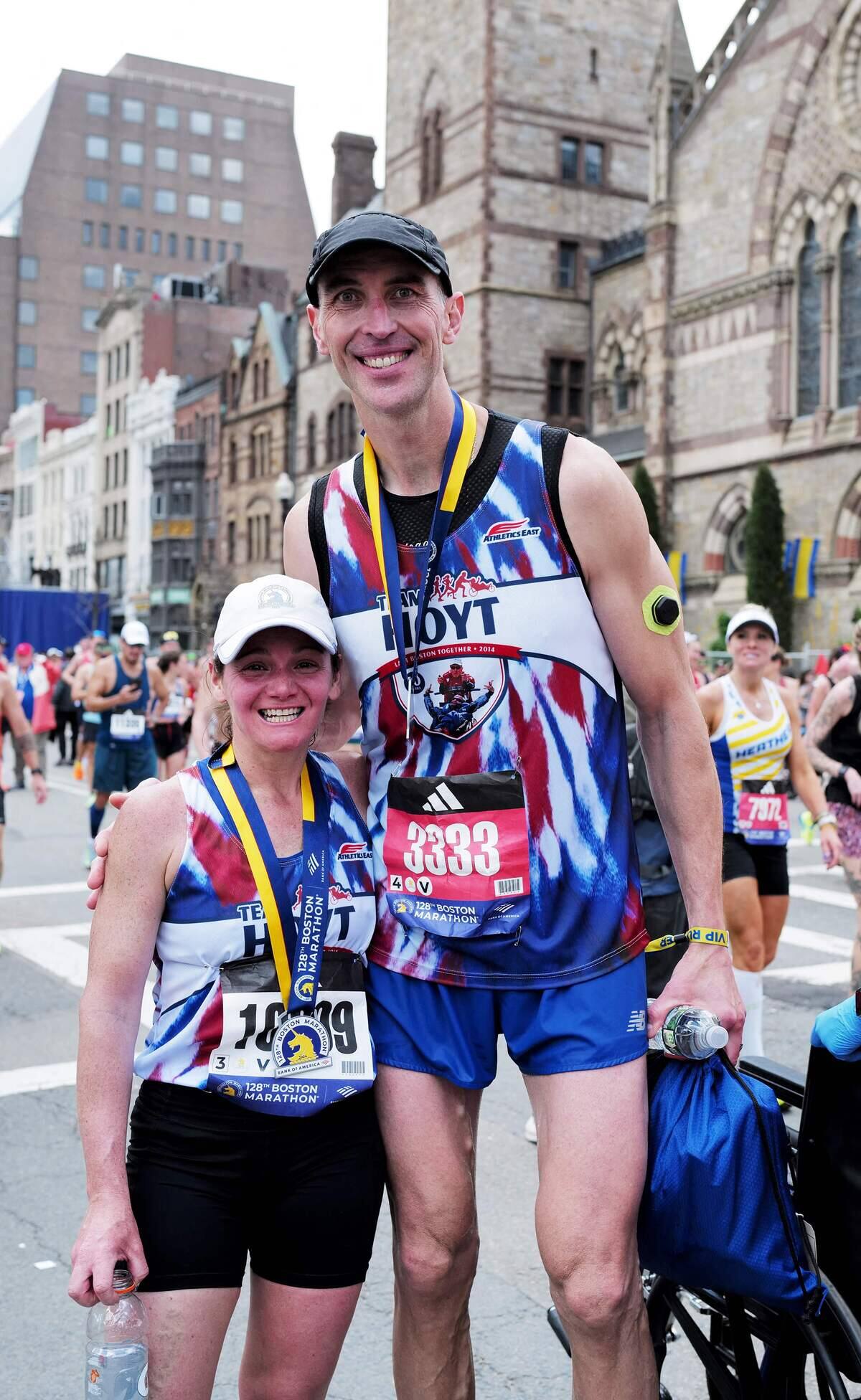 Zdeno Chara bat sa marque personnelle au Marathon de Boston | JDM