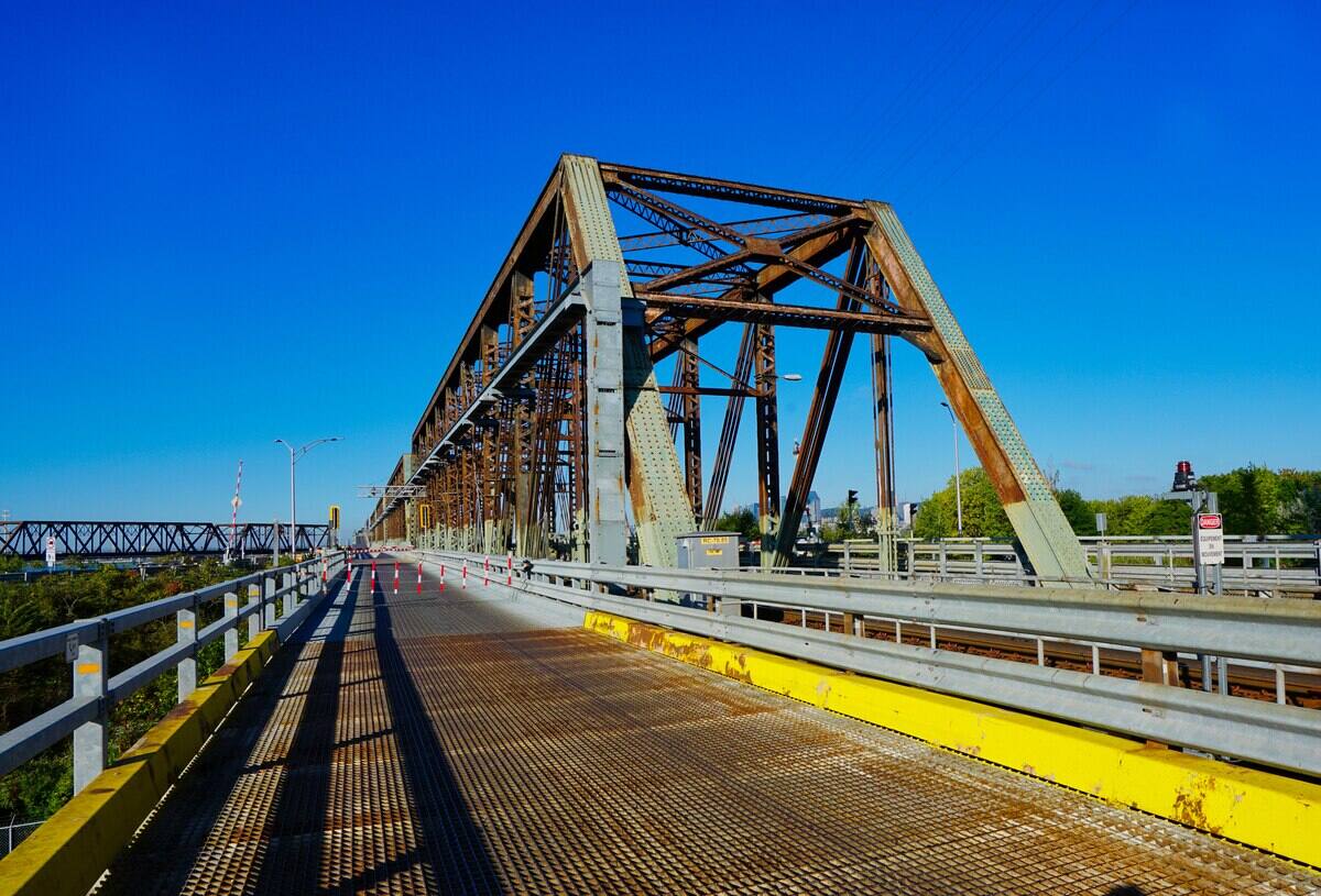 Faut-il revoir l’horaire du pont Victoria? | 24 Heures MTL